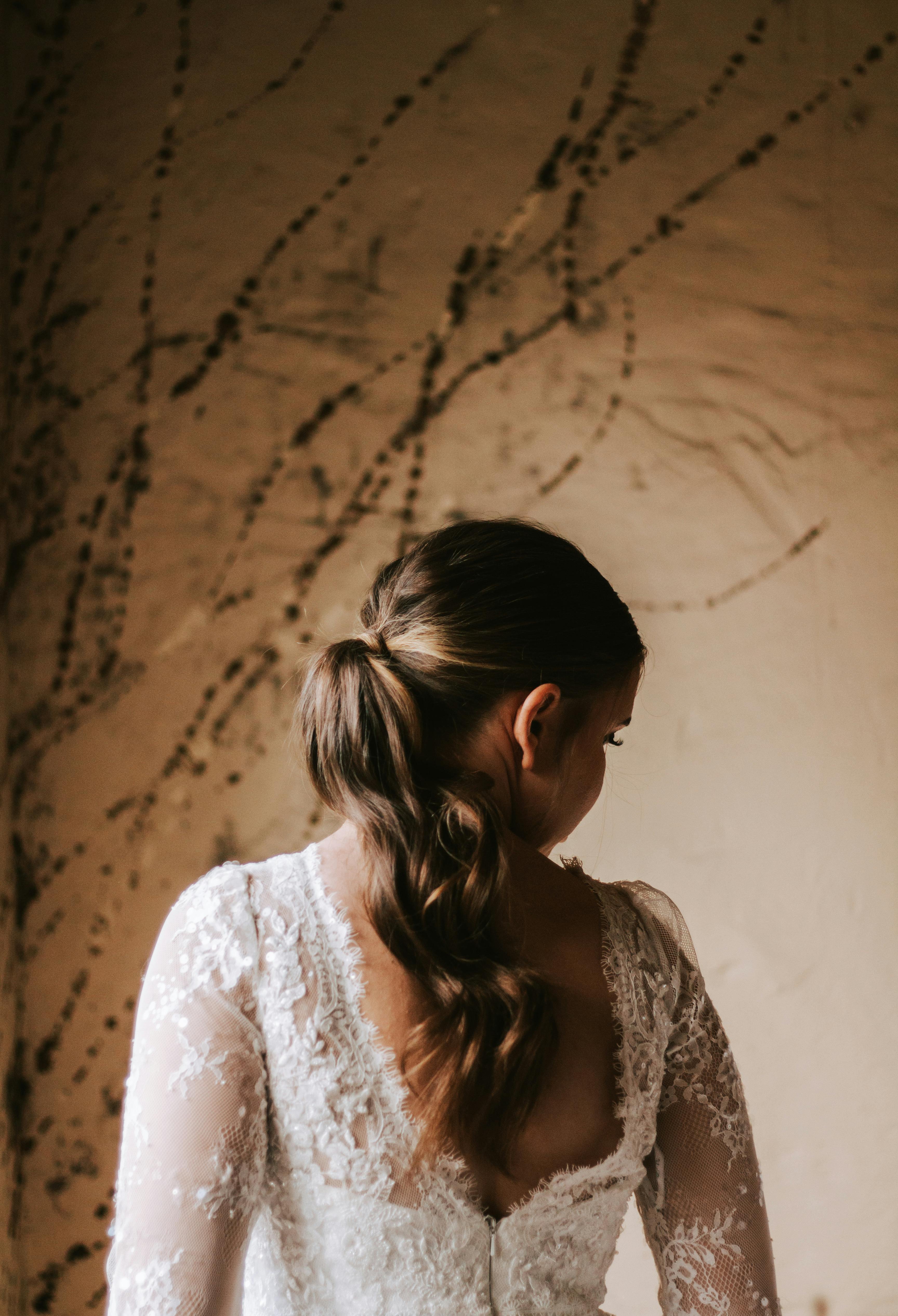 Back View of Brides Wedding Dress · Free Stock Photo