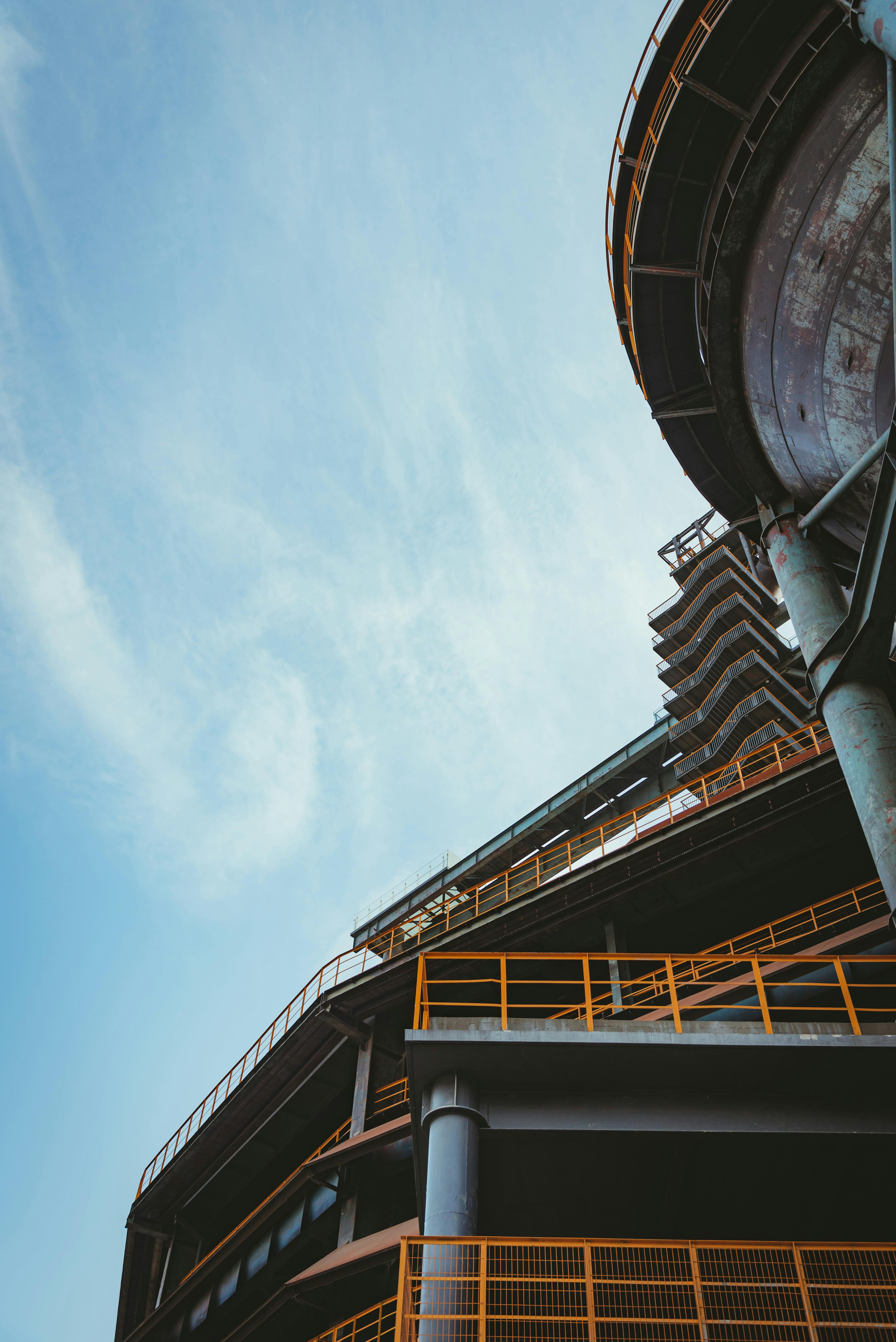 White Buiding · Free Stock Photo