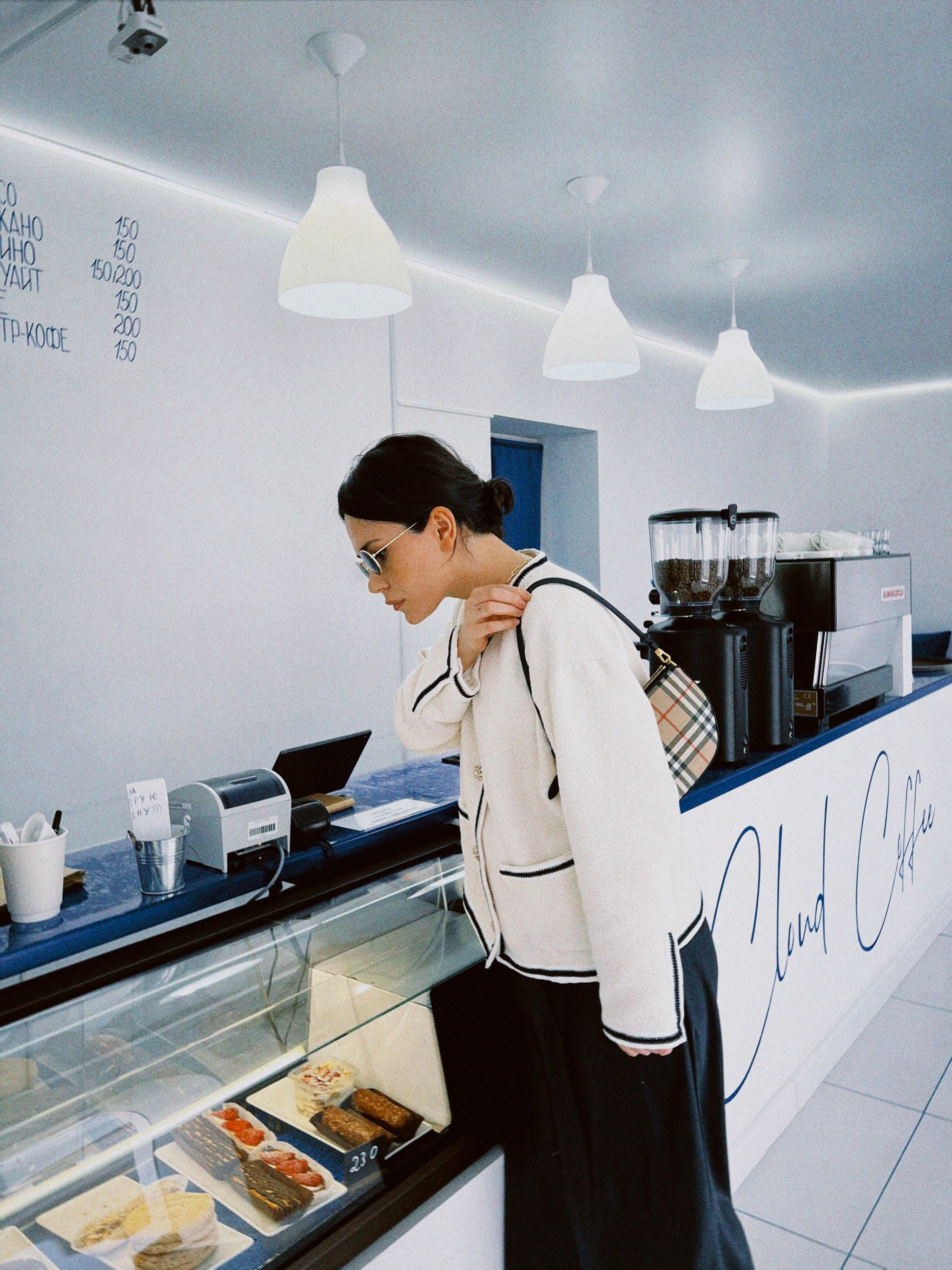 Mad Customer Photos, Download Free Mad Customer Stock Photos & HD Images