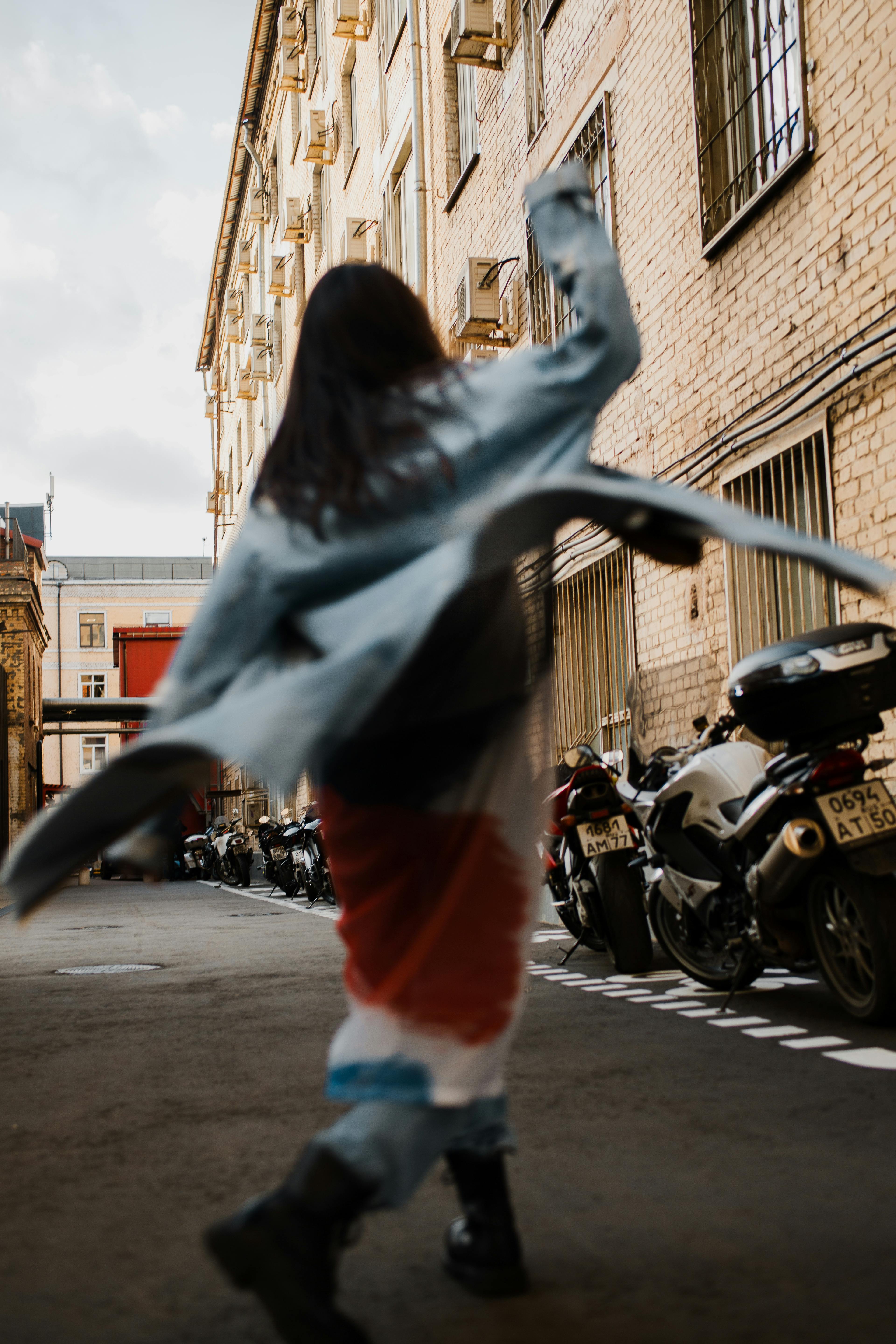 Women during Ecstatic Dancing at Night · Free Stock Photo