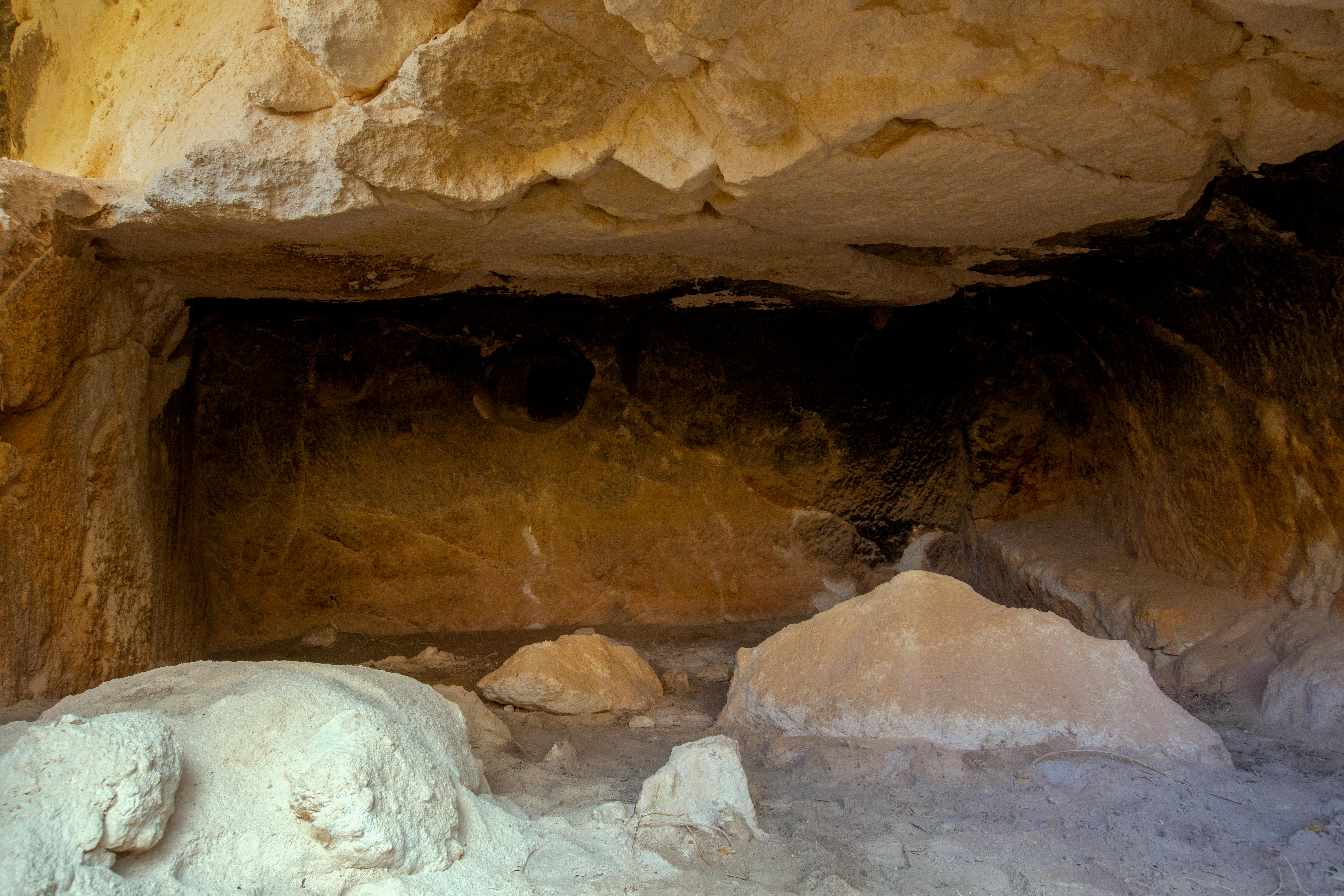 وادي الأنجيل - wadi al Anjal 30个图片和视频，由Documentaries Ly收藏