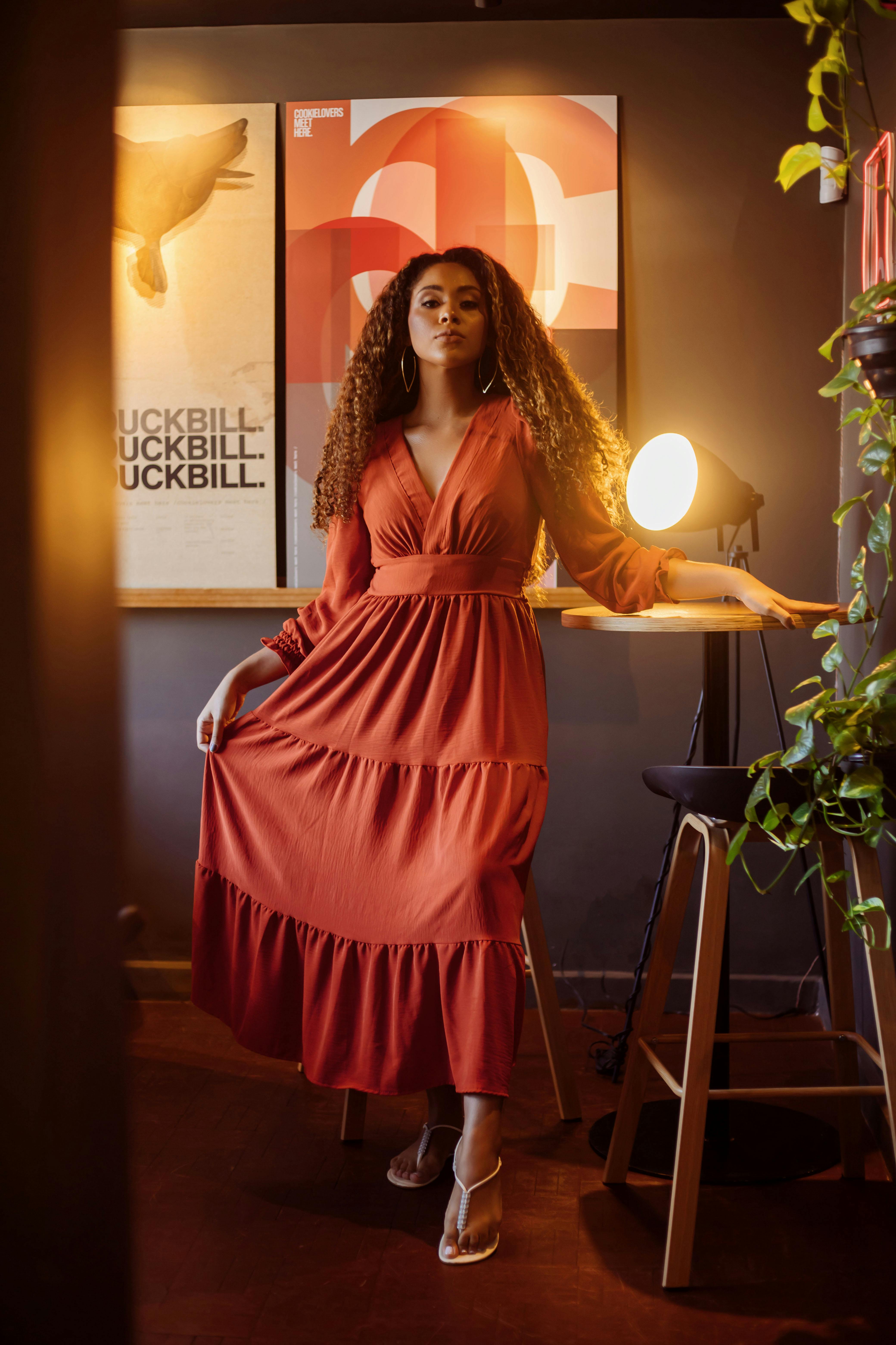 Lamp Pose Light Photos, Download The BEST Free Lamp Pose Light Stock ...