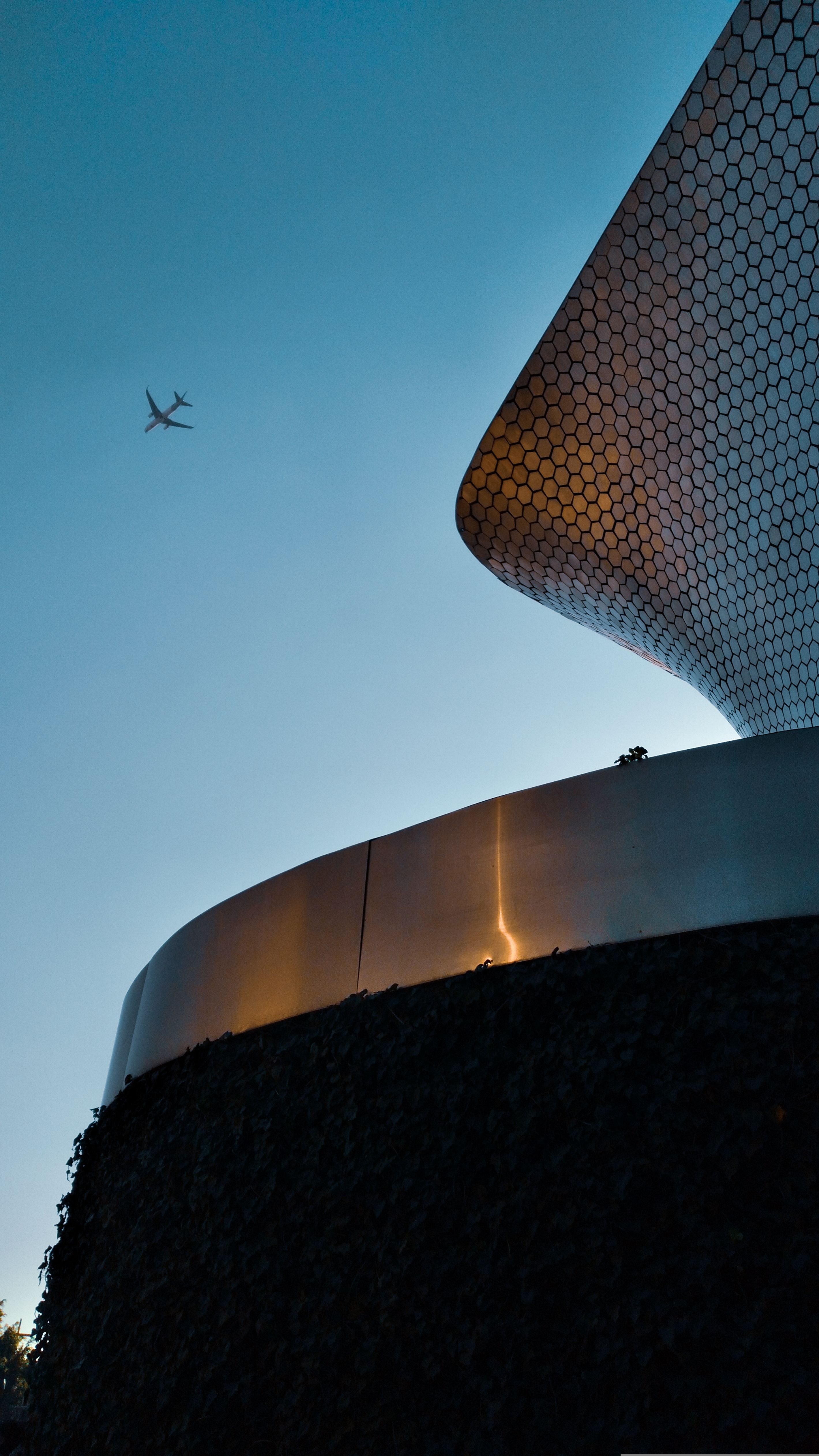Futuristic Architecture in Museo Soumaya, Mexico City, Mexico · Free ...