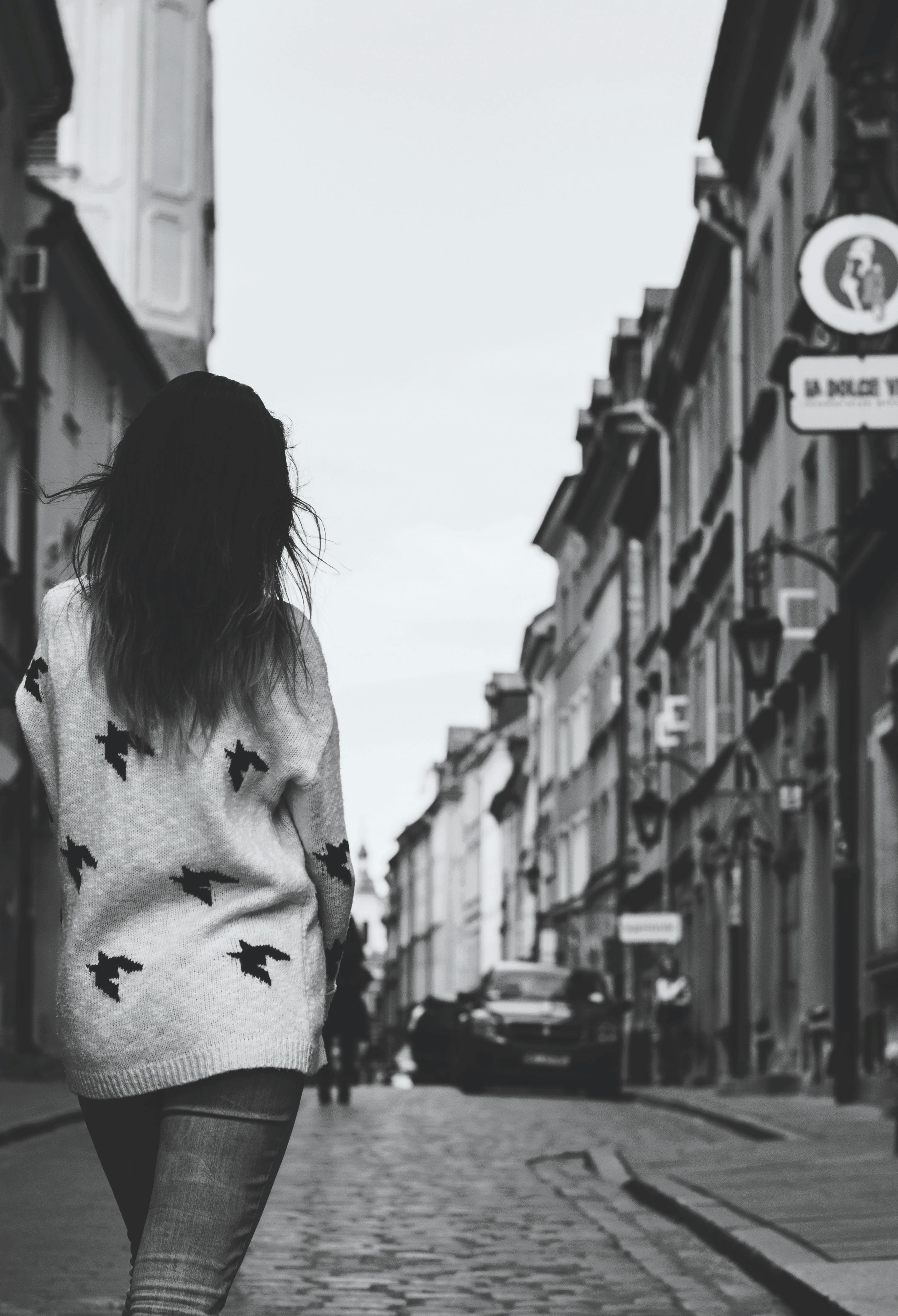 Woman Back View Professiona Photos, Download The BEST Free Woman Back ...