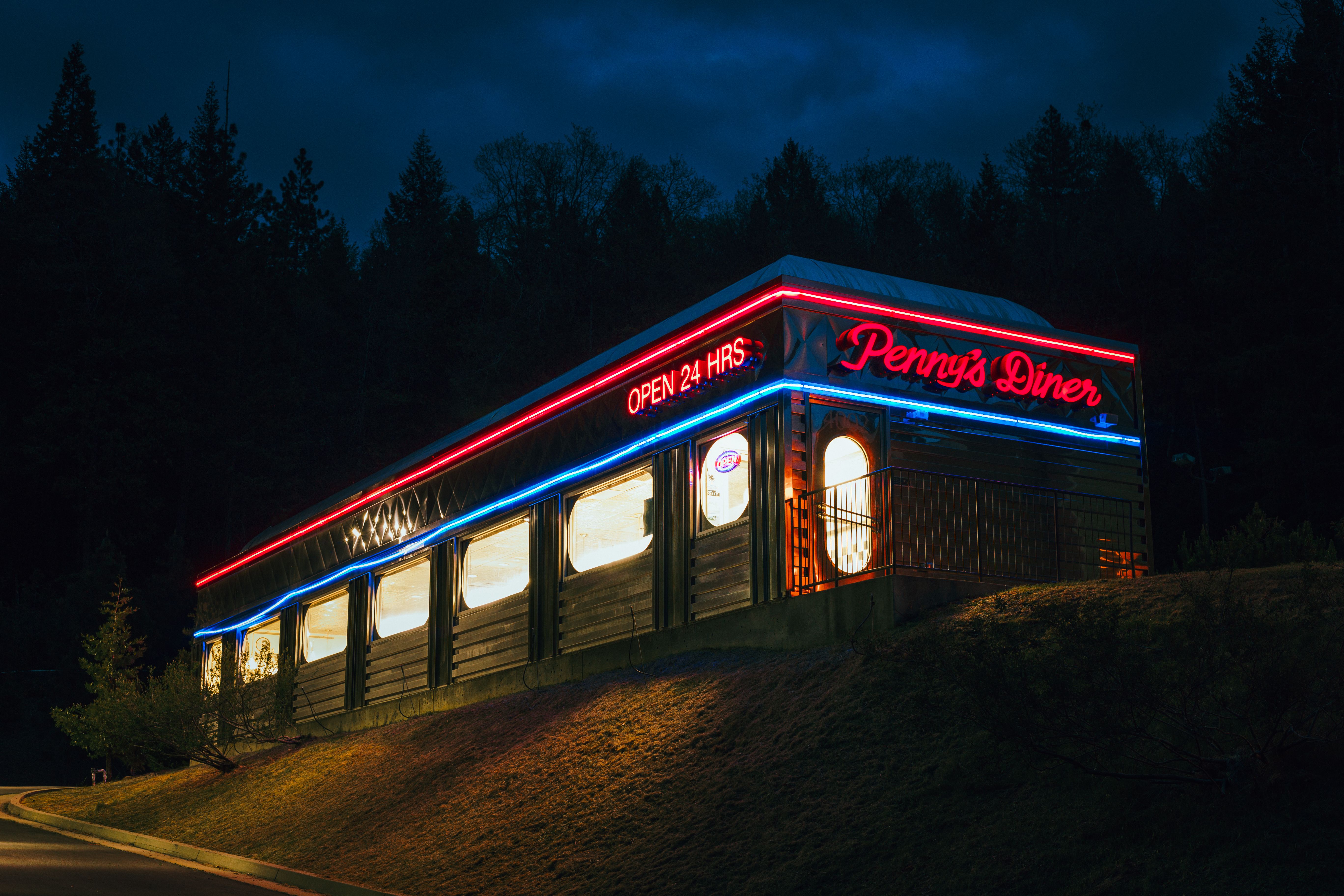 Exterior of Diner at Night · Free Stock Photo