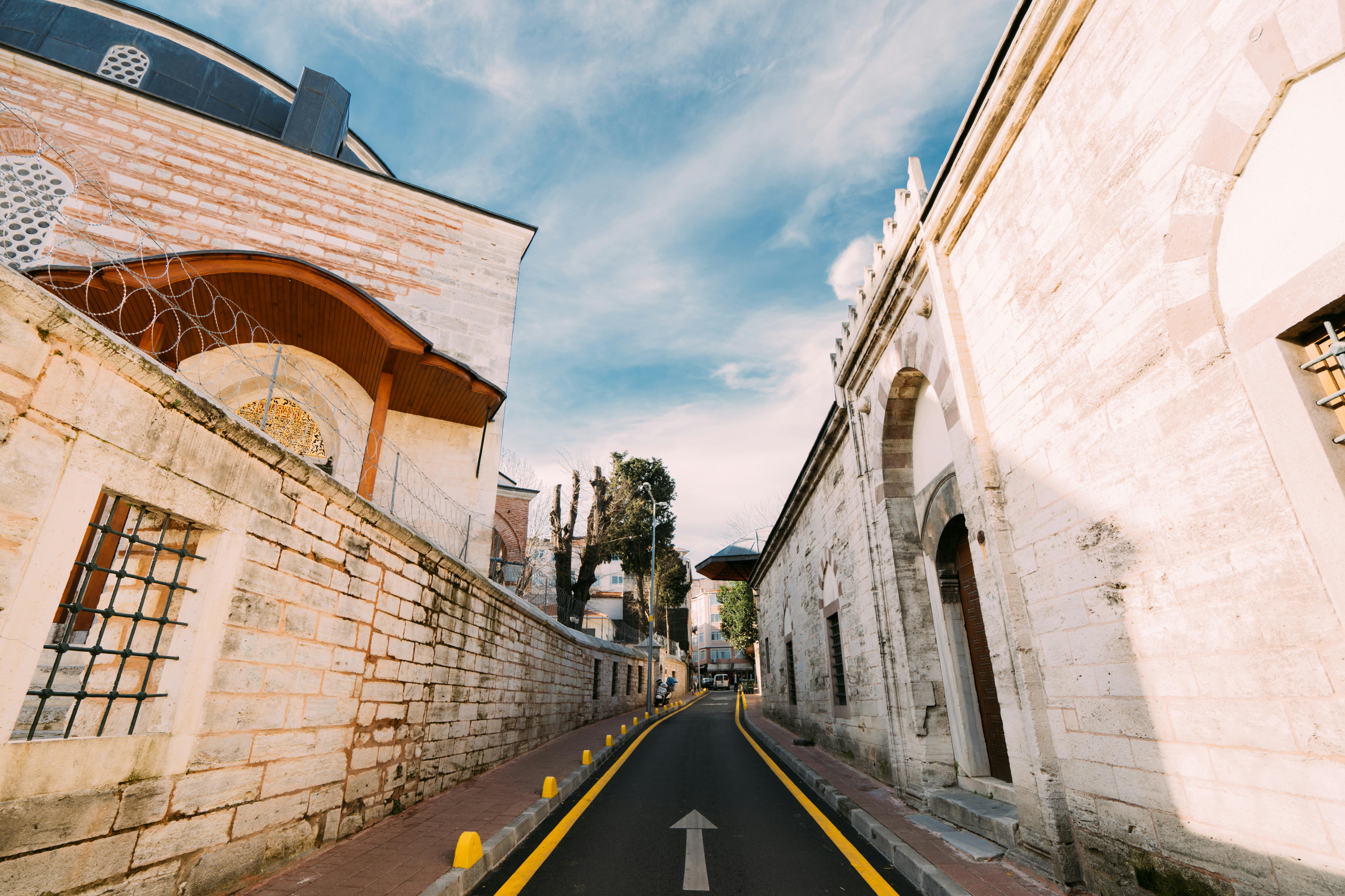 Asphalt Road Next to a Mosque · Free Stock Photo