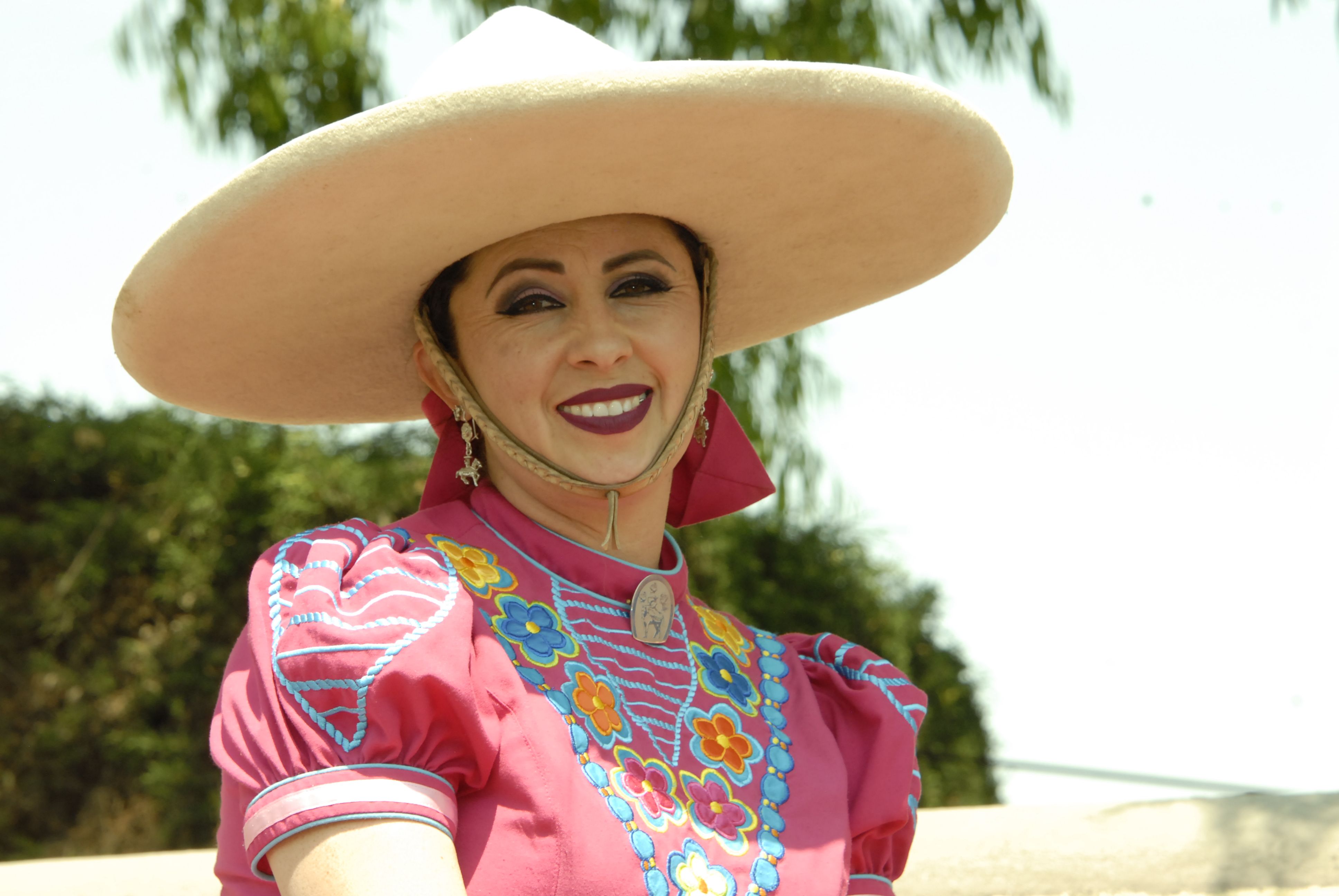 Beautiful Woman in Traditional Clothing · Free Stock Photo