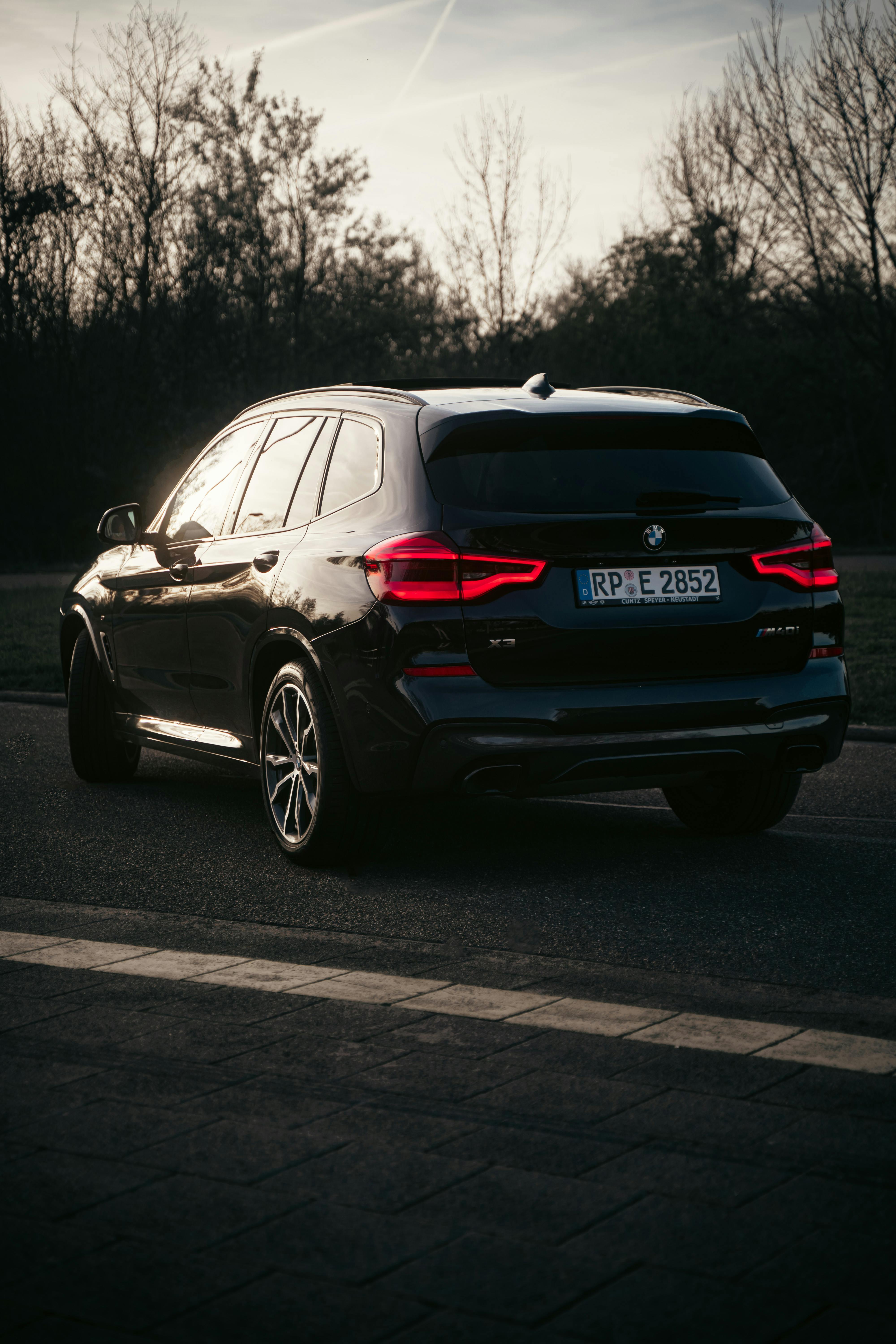 White Bmw 335d · Free Stock Photo