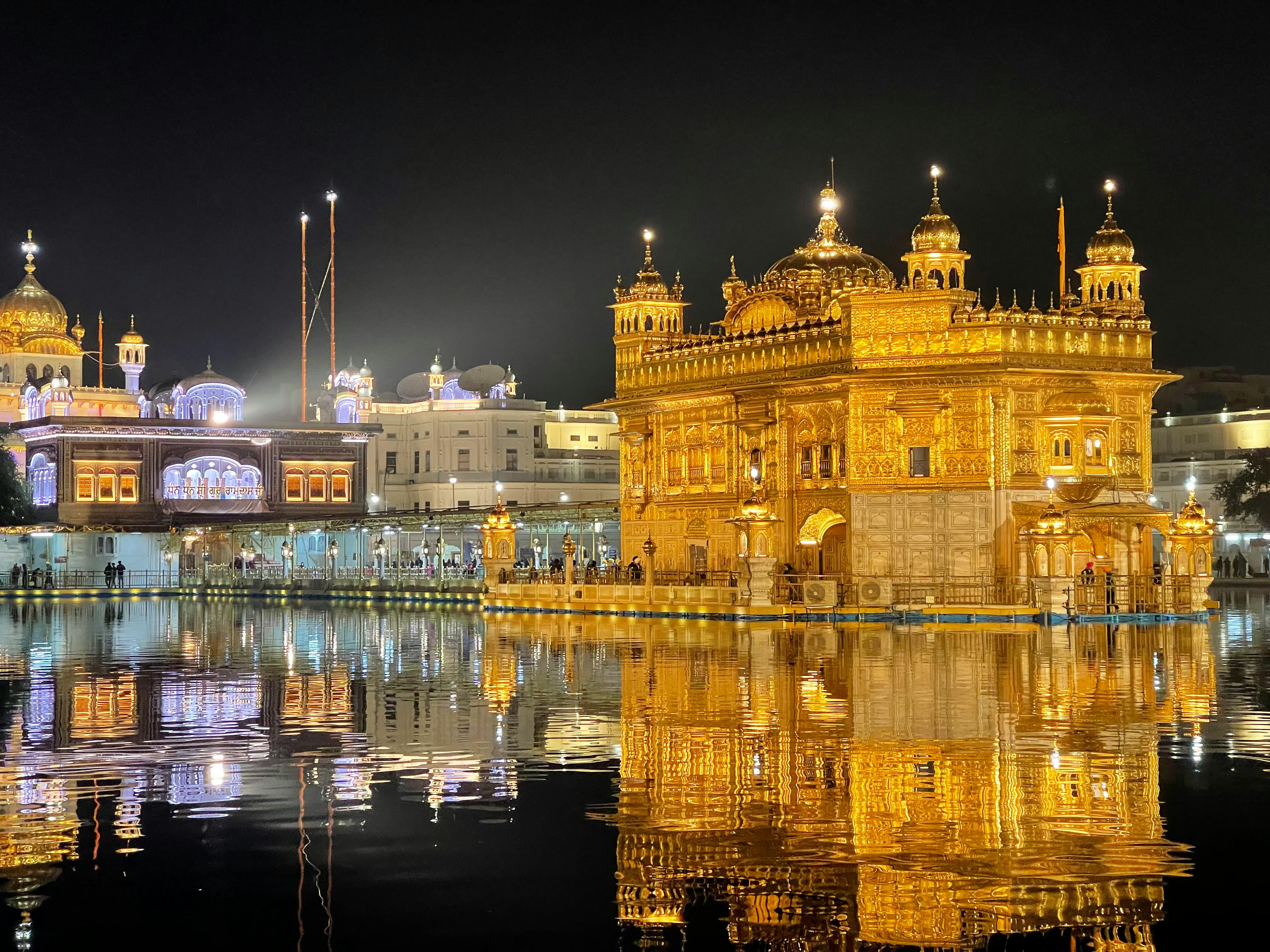 Aerial View of the Golden Temple, Amritsar, Punjab, India · Free Stock Photo