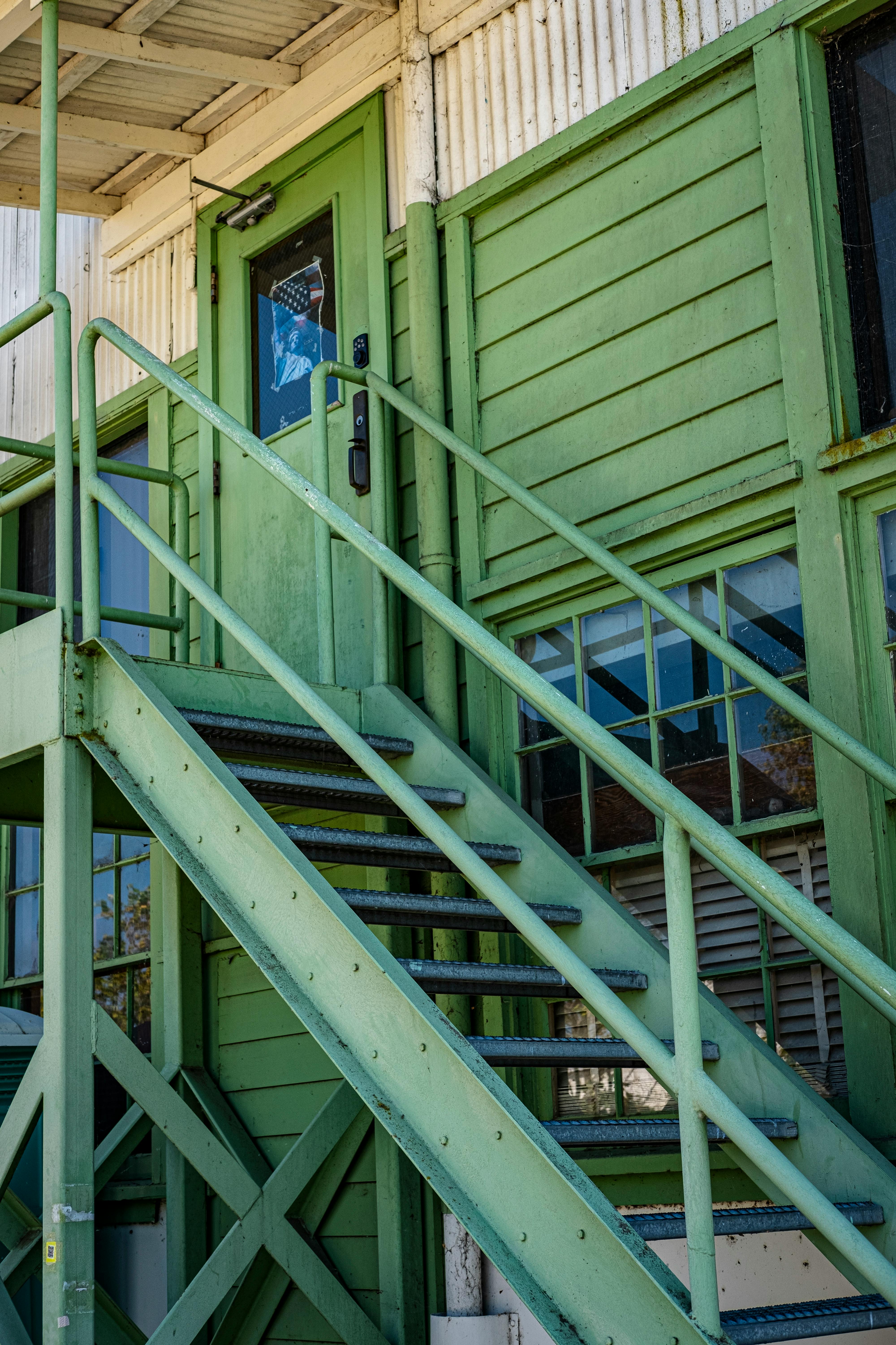 Green Staircase · Free Stock Photo