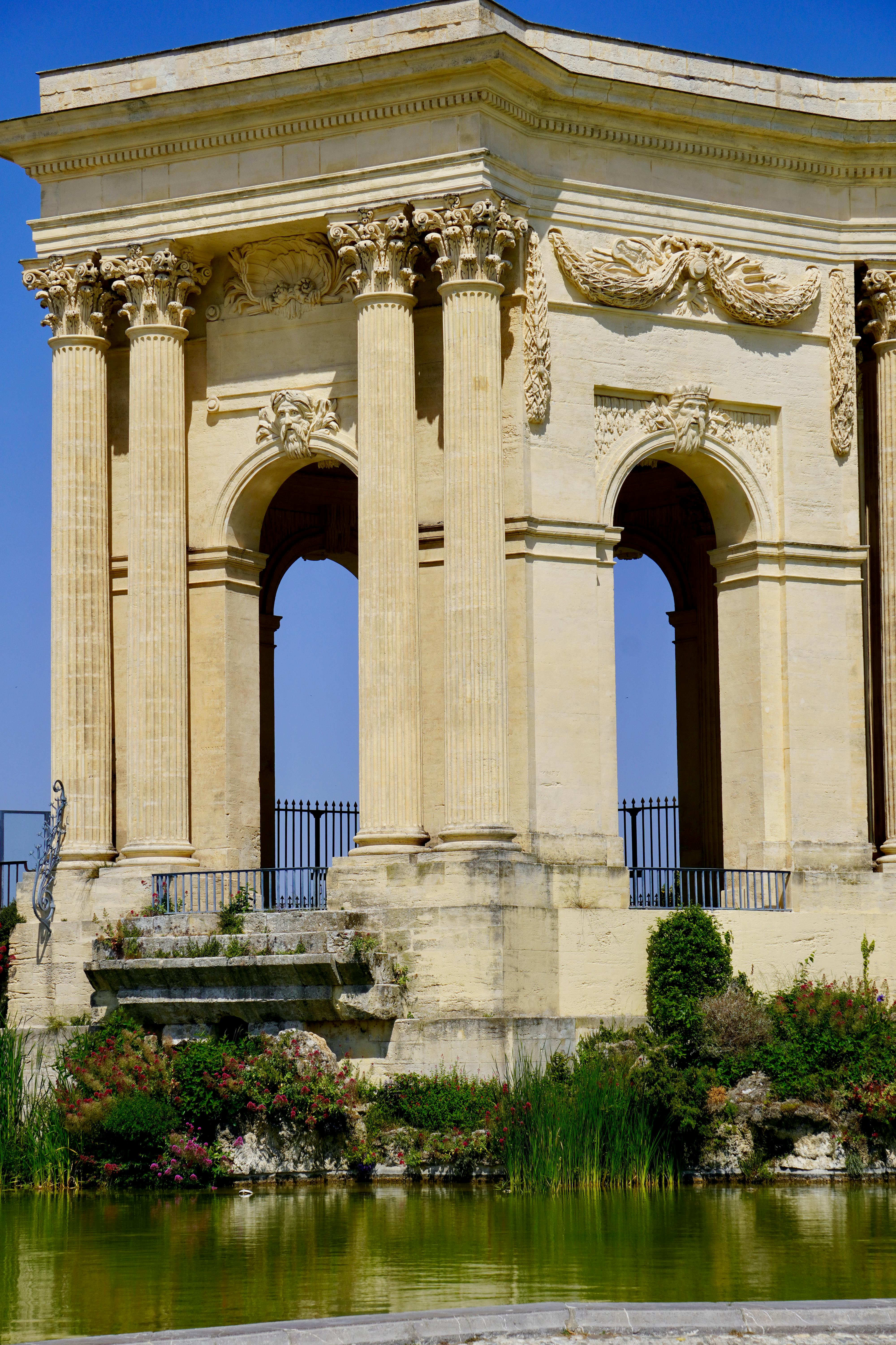 Classic Monuments with Columns · Free Stock Photo