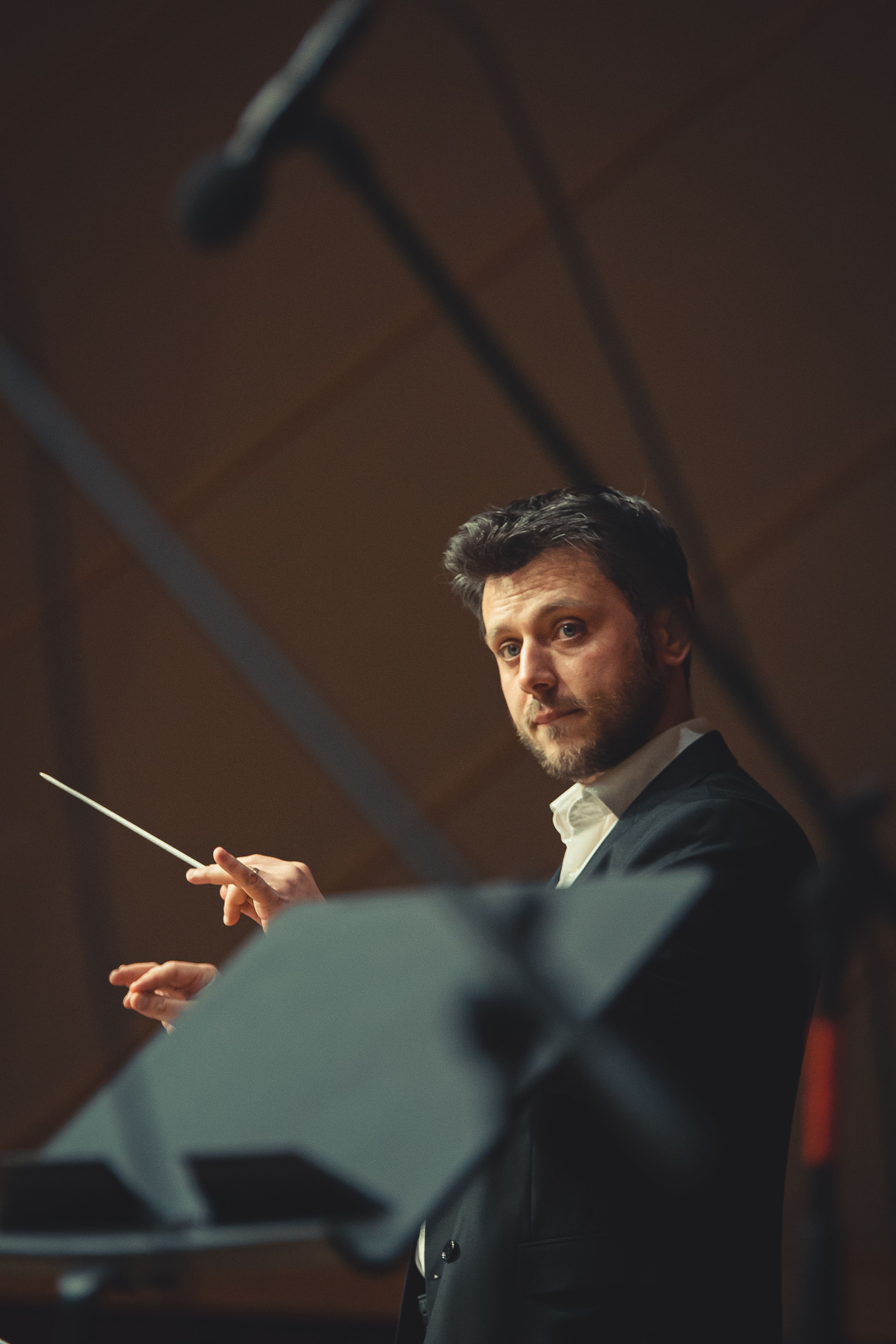 Conducting Photos, Download The BEST Free Conducting Stock Photos & HD ...