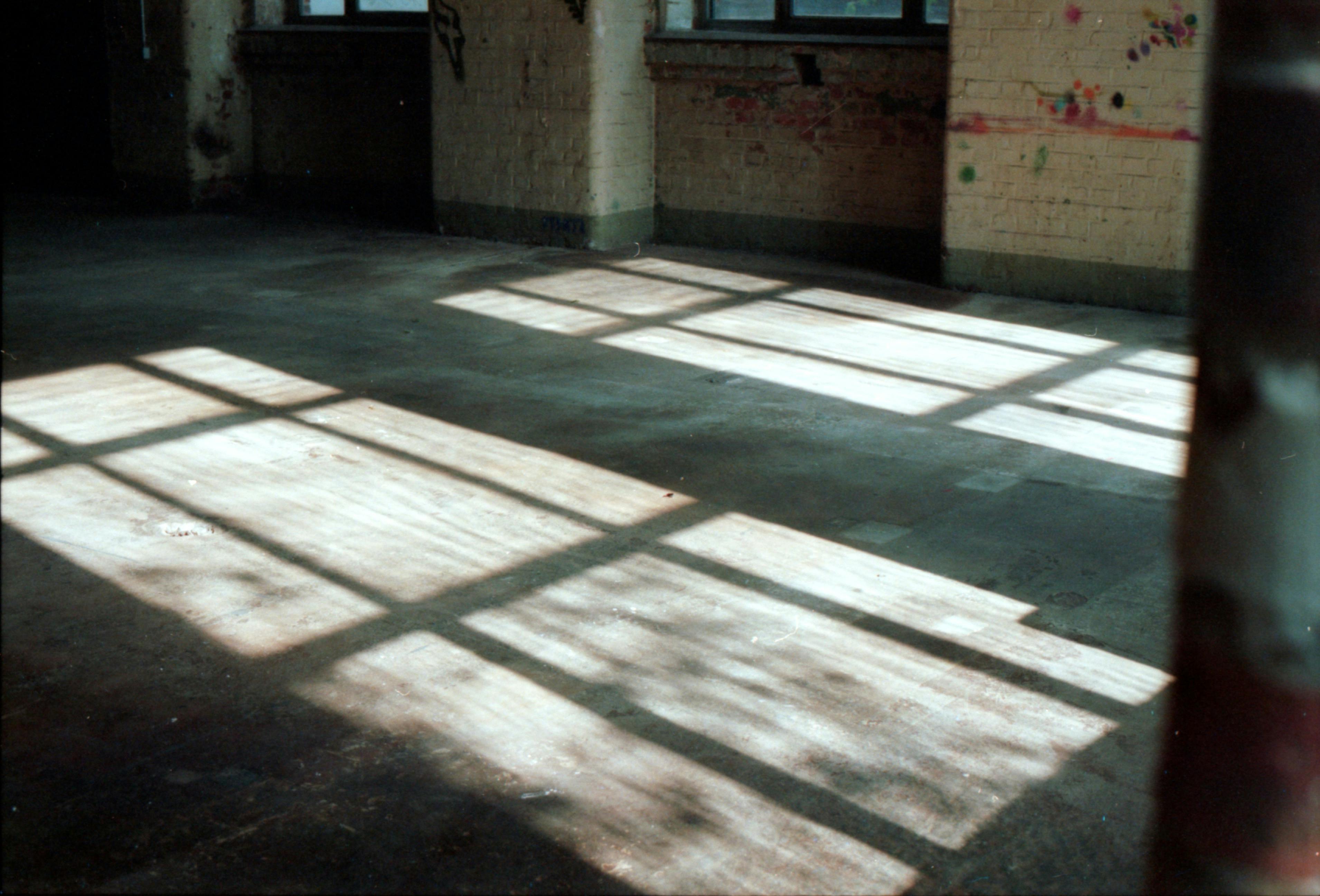 Windows Casting Shadows on the Floor · Free Stock Photo