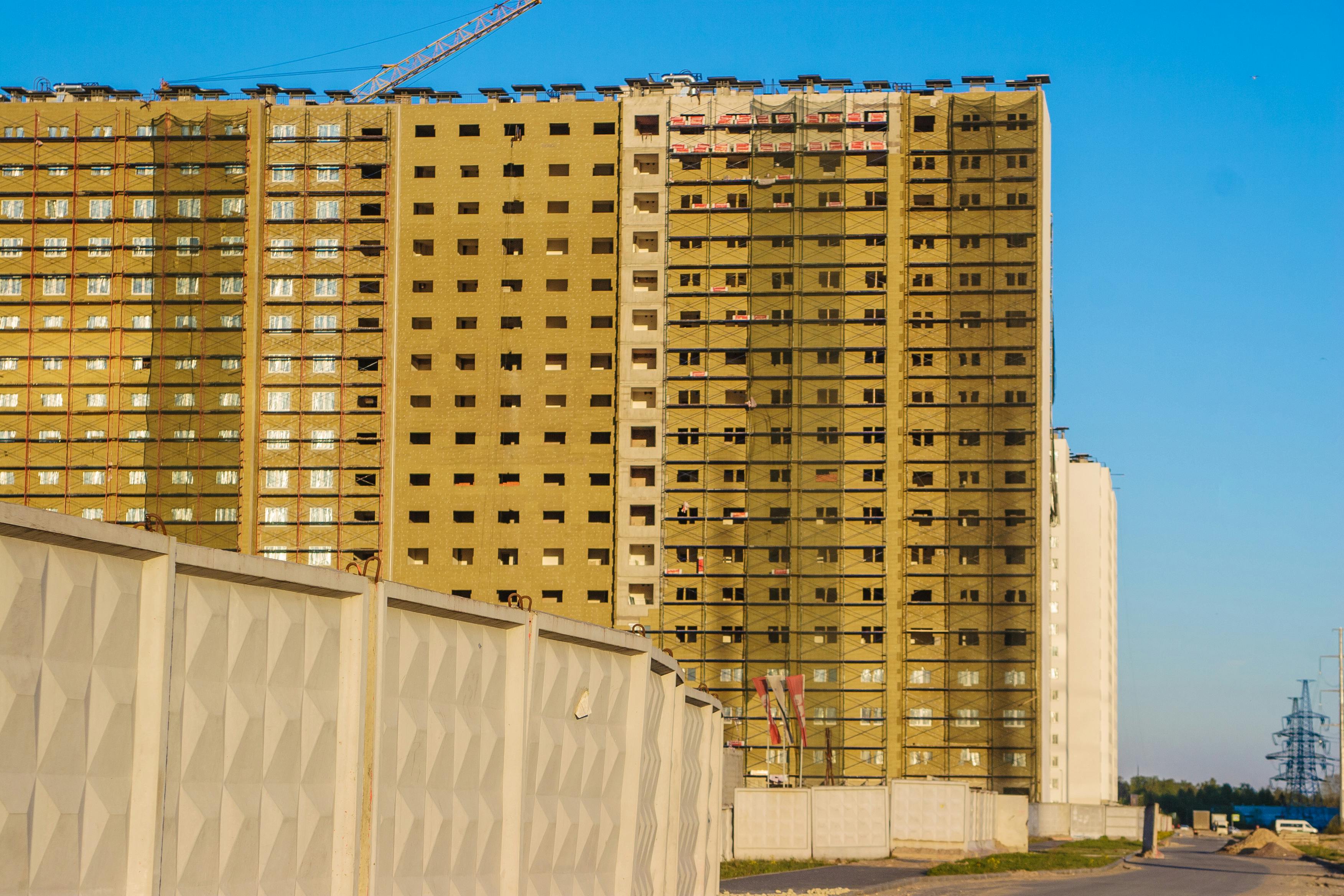 Construction of Apartment Building · Free Stock Photo