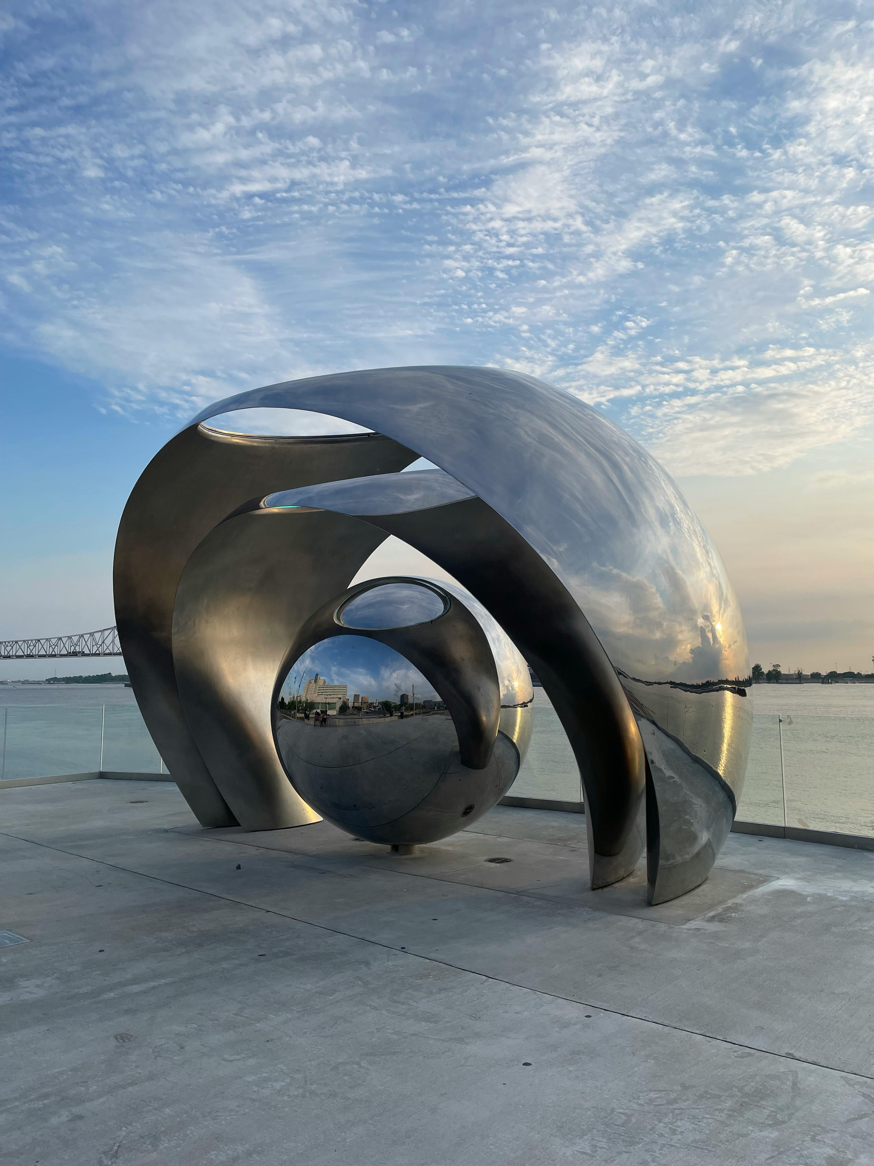 Modern Sculpture · Free Stock Photo