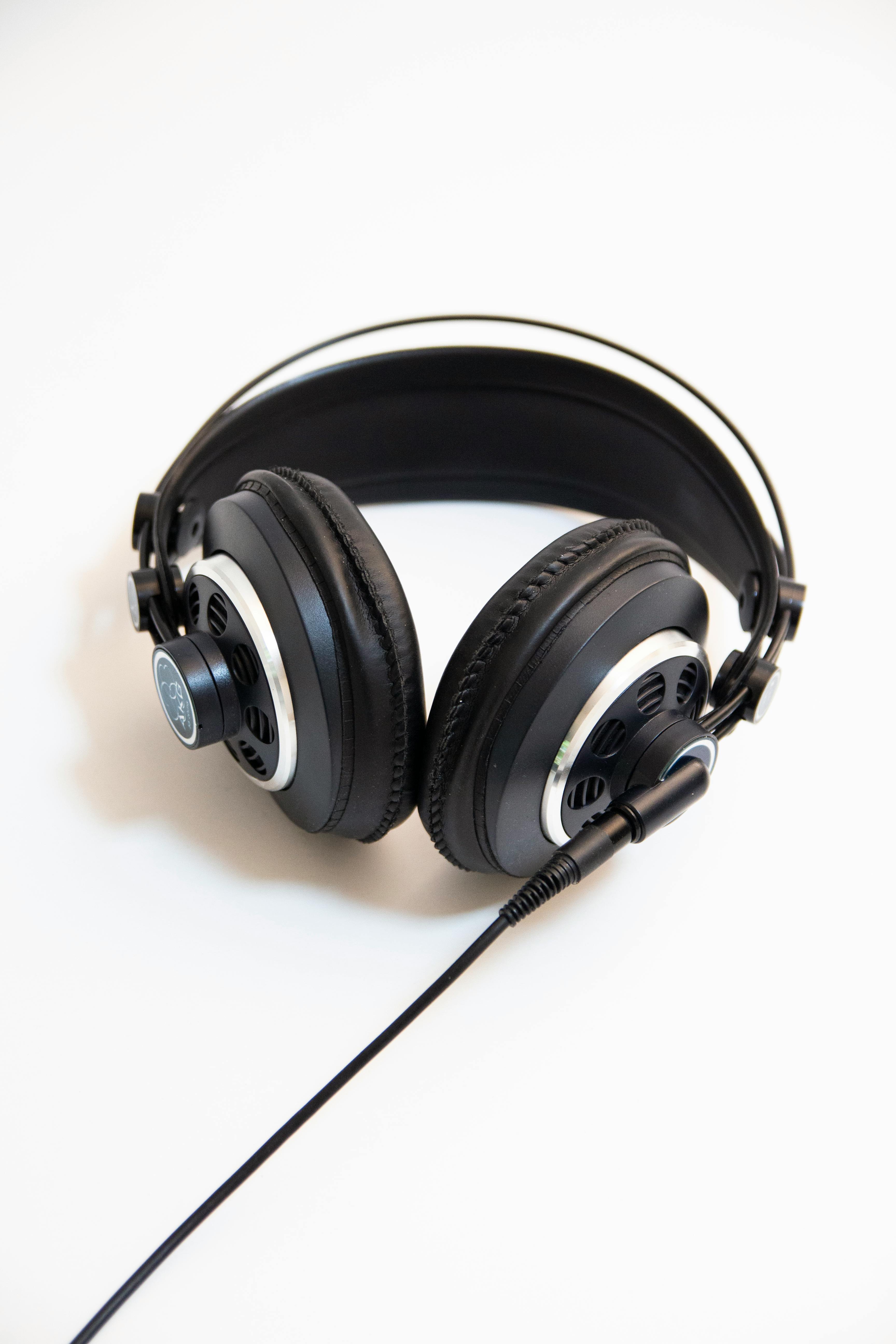 Black Headphone Photos, Download The BEST Free Black Headphone Stock ...