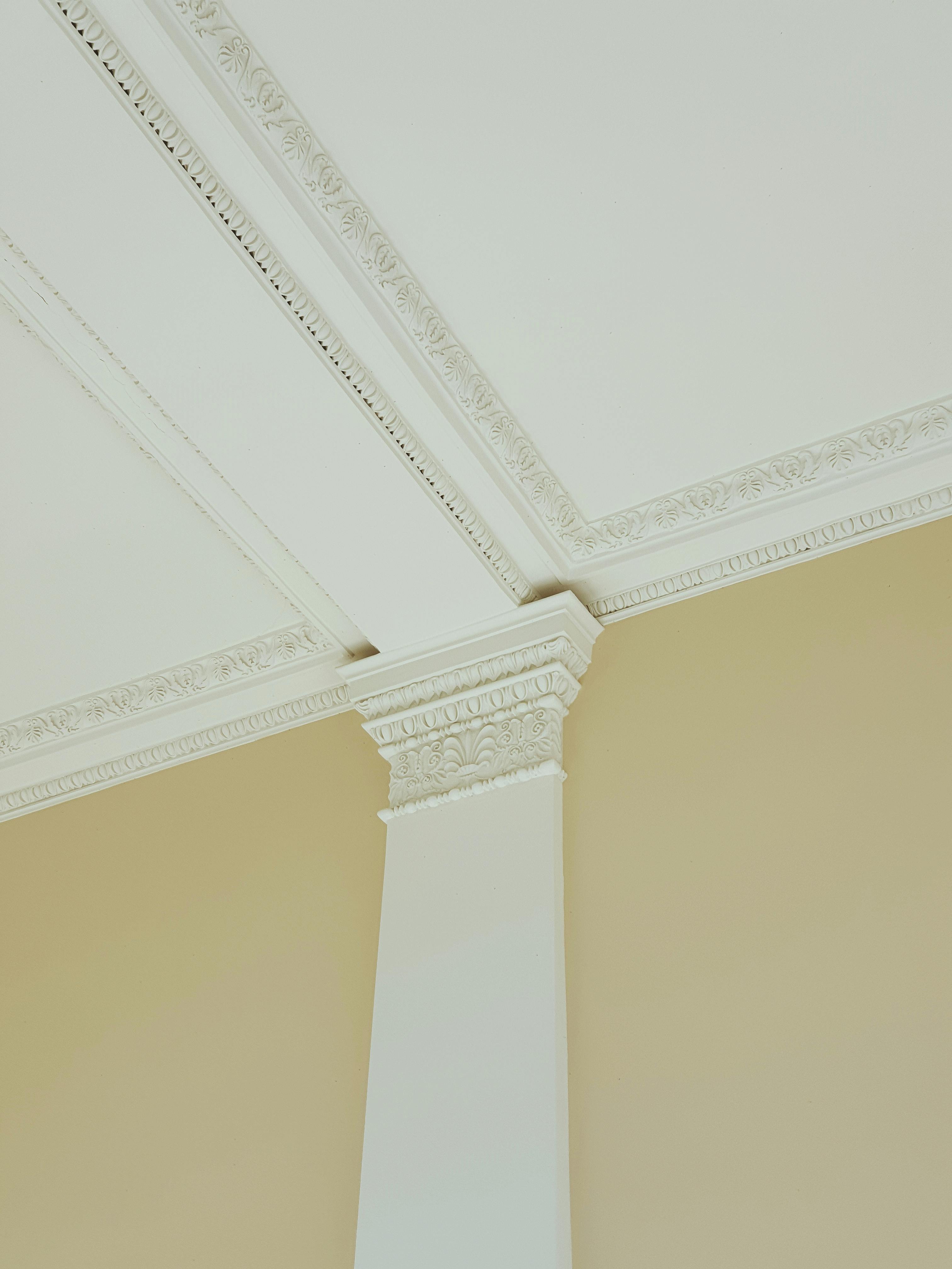 White Ceiling with Moldings · Free Stock Photo