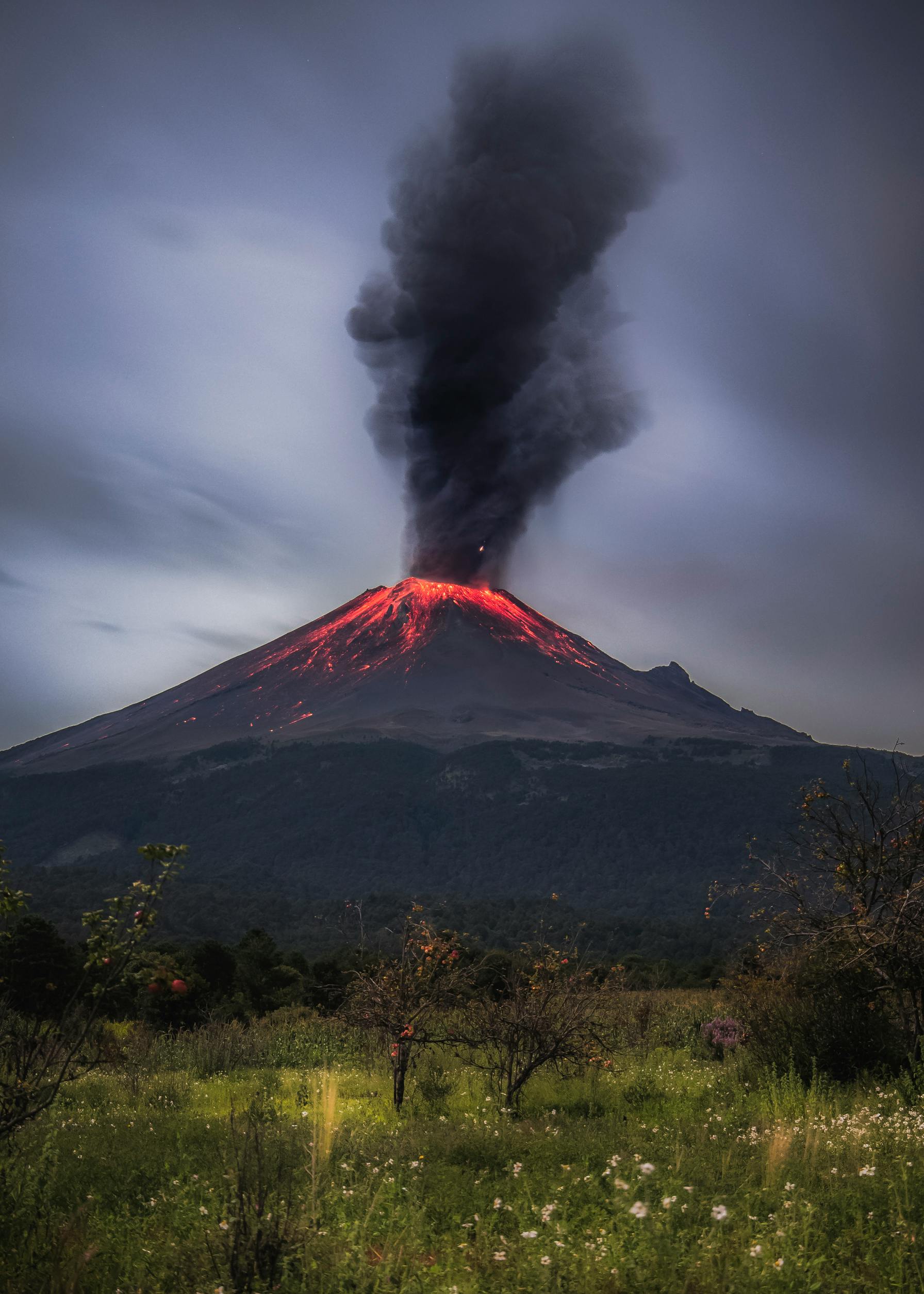 Volcano Eruption Photos, Download The BEST Free Volcano Eruption Stock ...