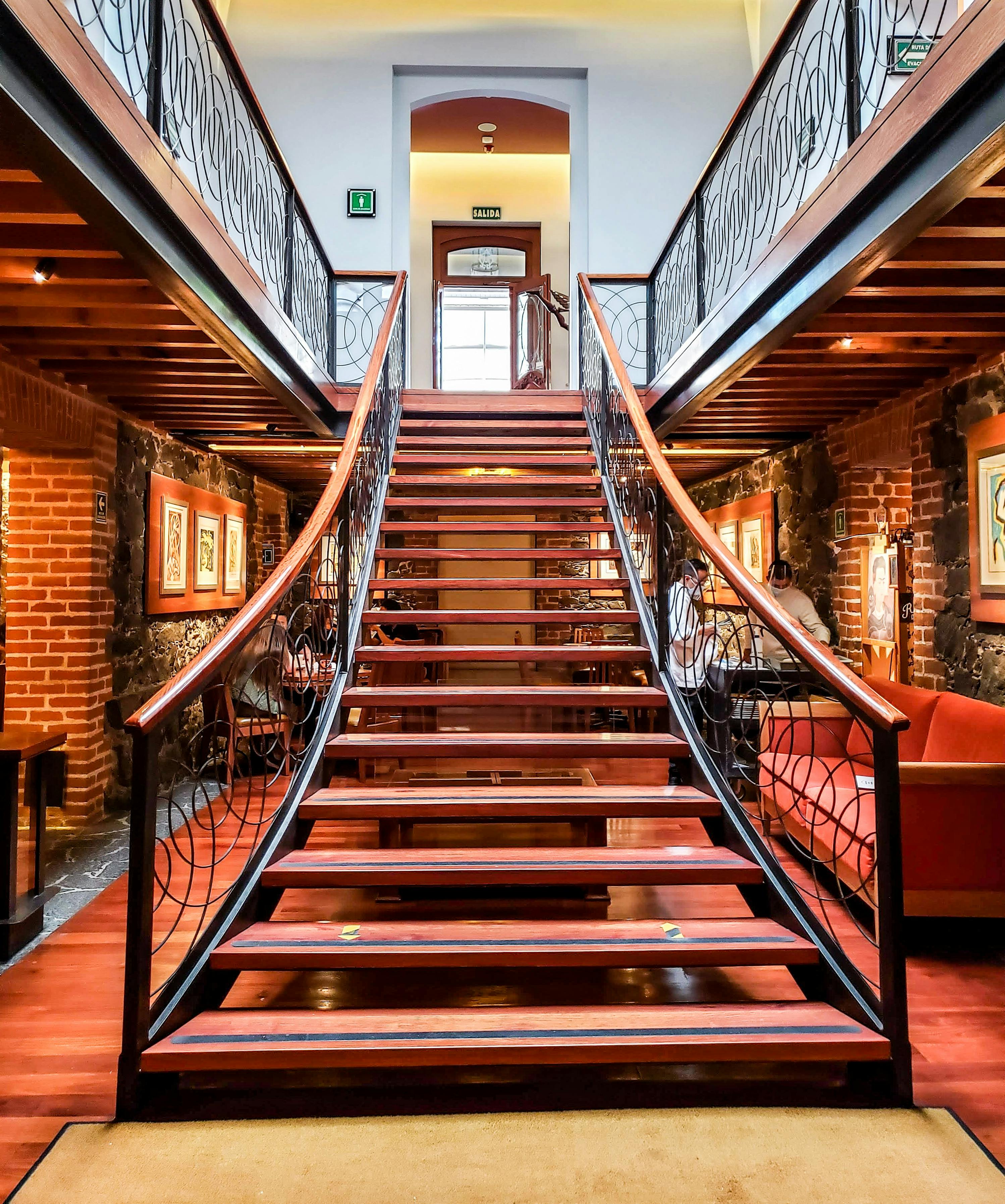 Stair Upper Photos, Download The BEST Free Stair Upper Stock Photos ...