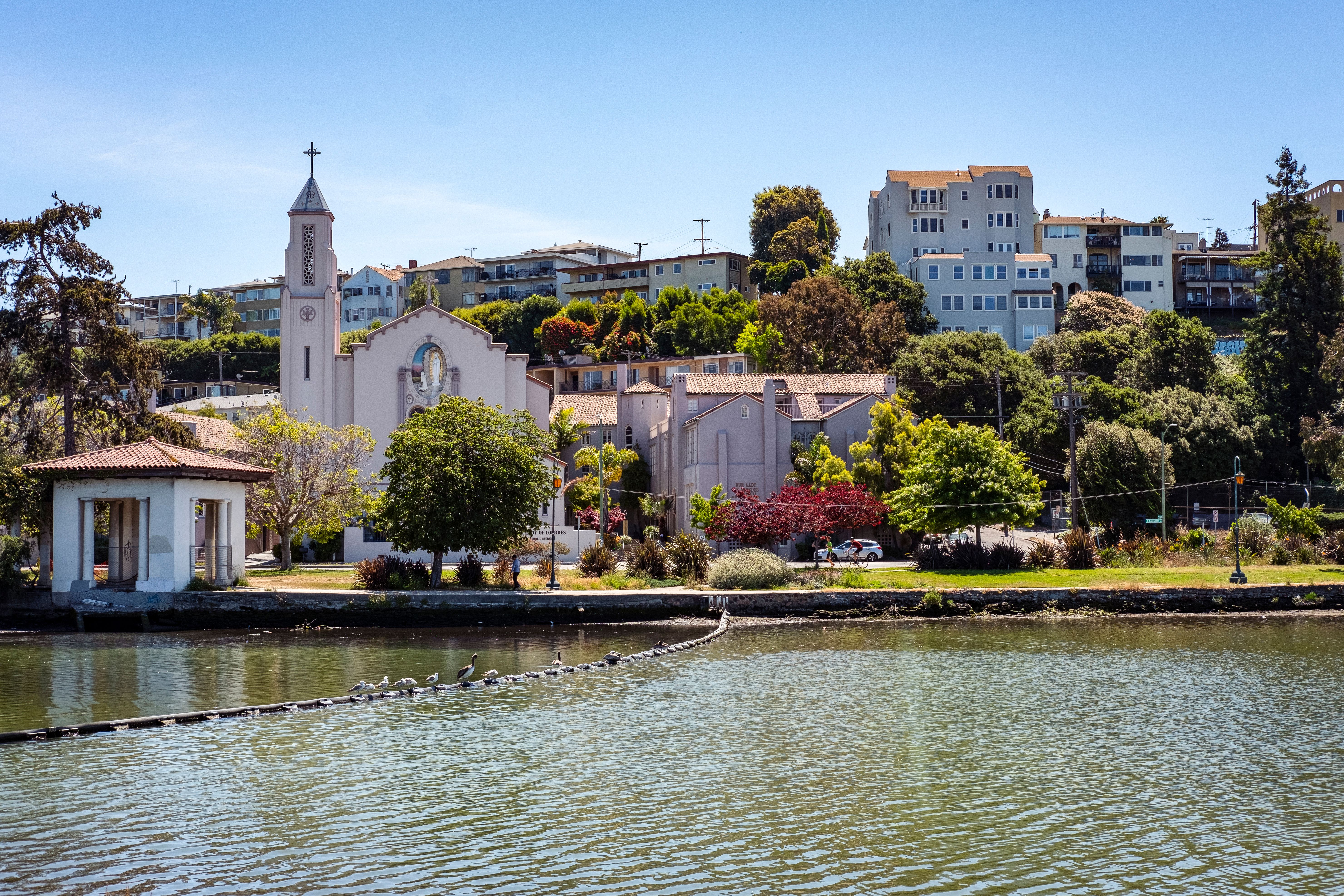 View of Waterfront Buildings in Oakland, California · Free Stock Photo