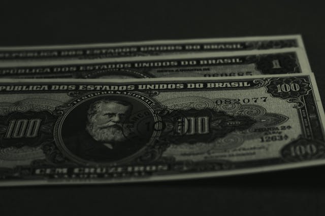 Reais Moeda: Understanding Brazil's Currency Exchange Rates