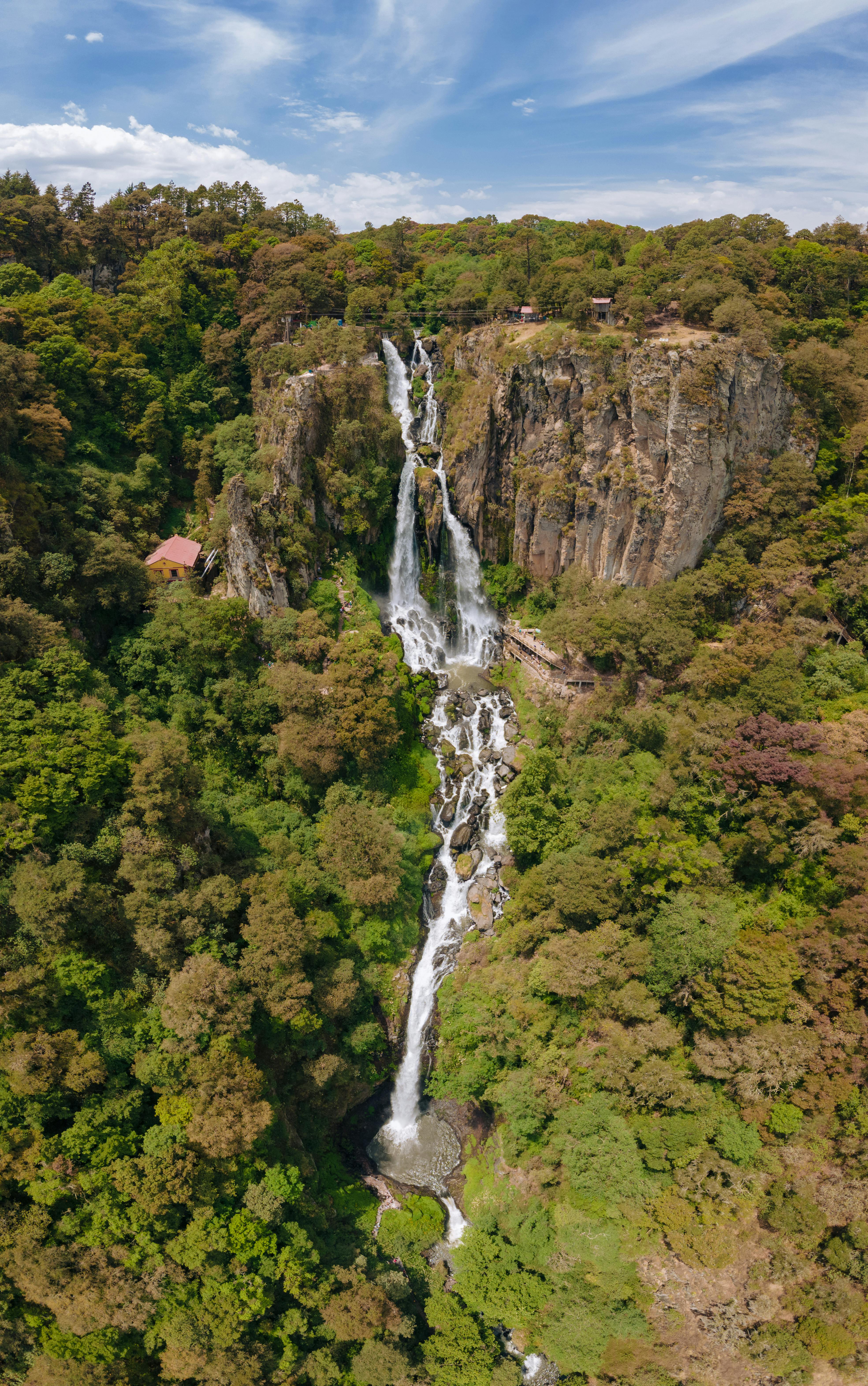 Heavy Waterfall Photos, Download Free Heavy Waterfall Stock Photos & HD ...