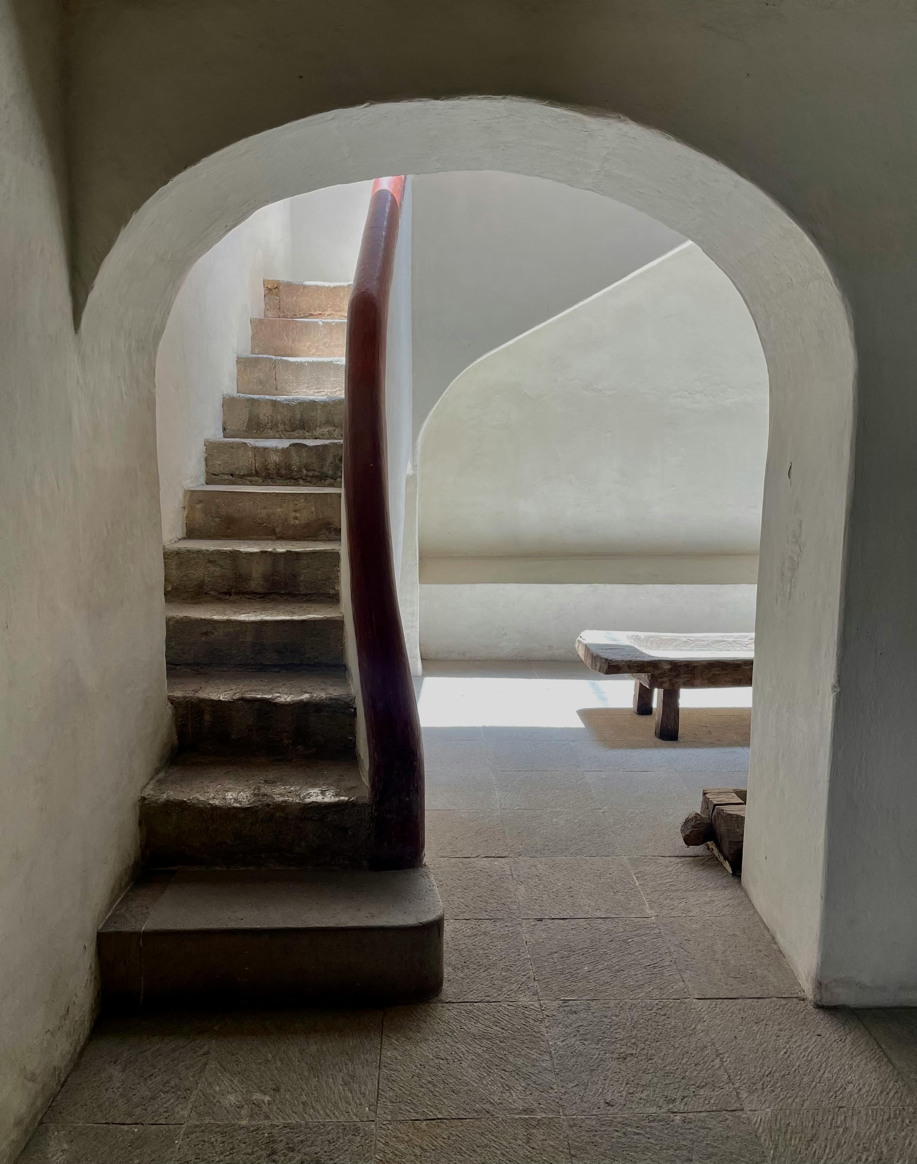 Horror Staircase Photos, Download The BEST Free Horror Staircase Stock ...