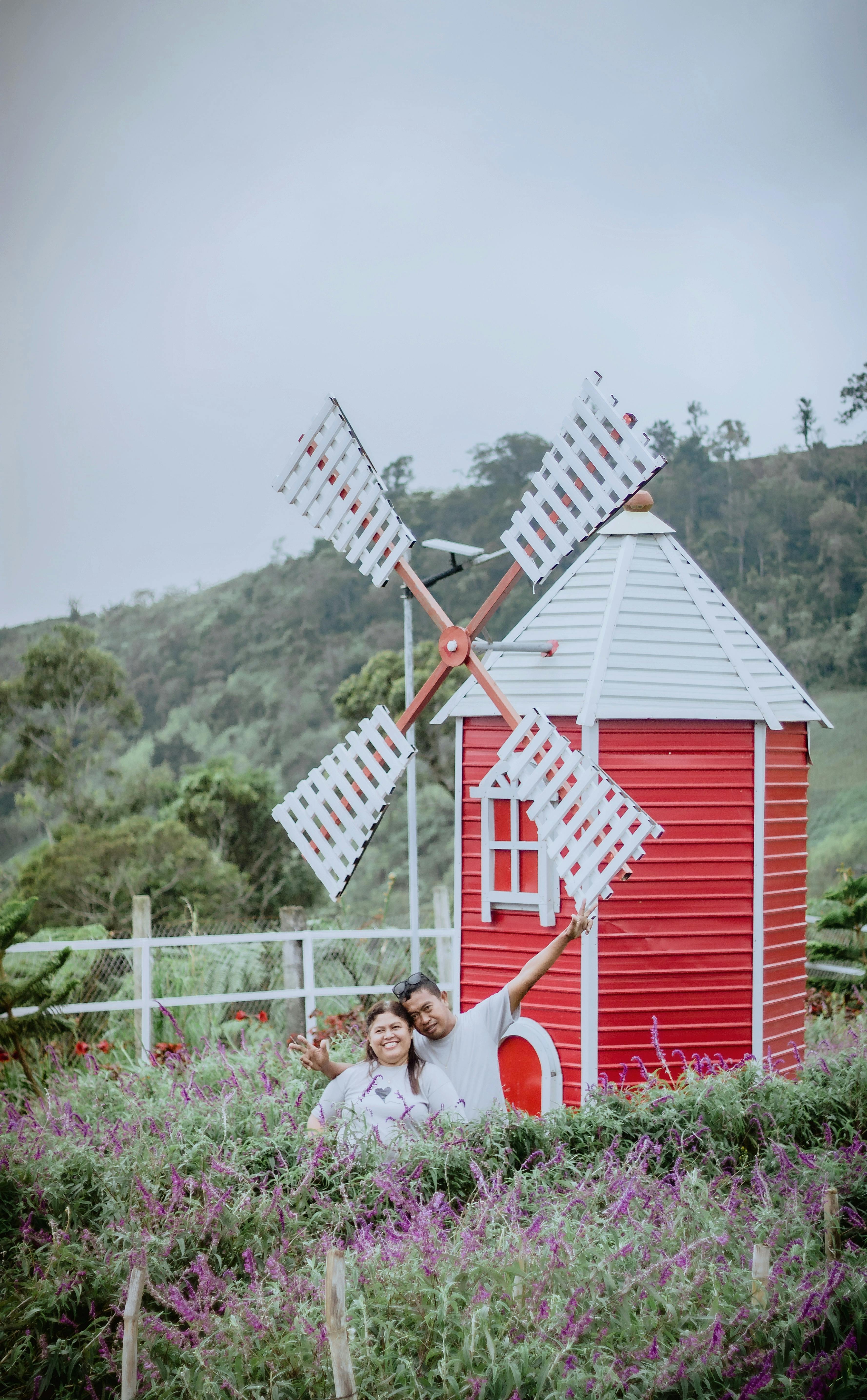 The Windmill Pose Photos, Download The BEST Free The Windmill Pose ...