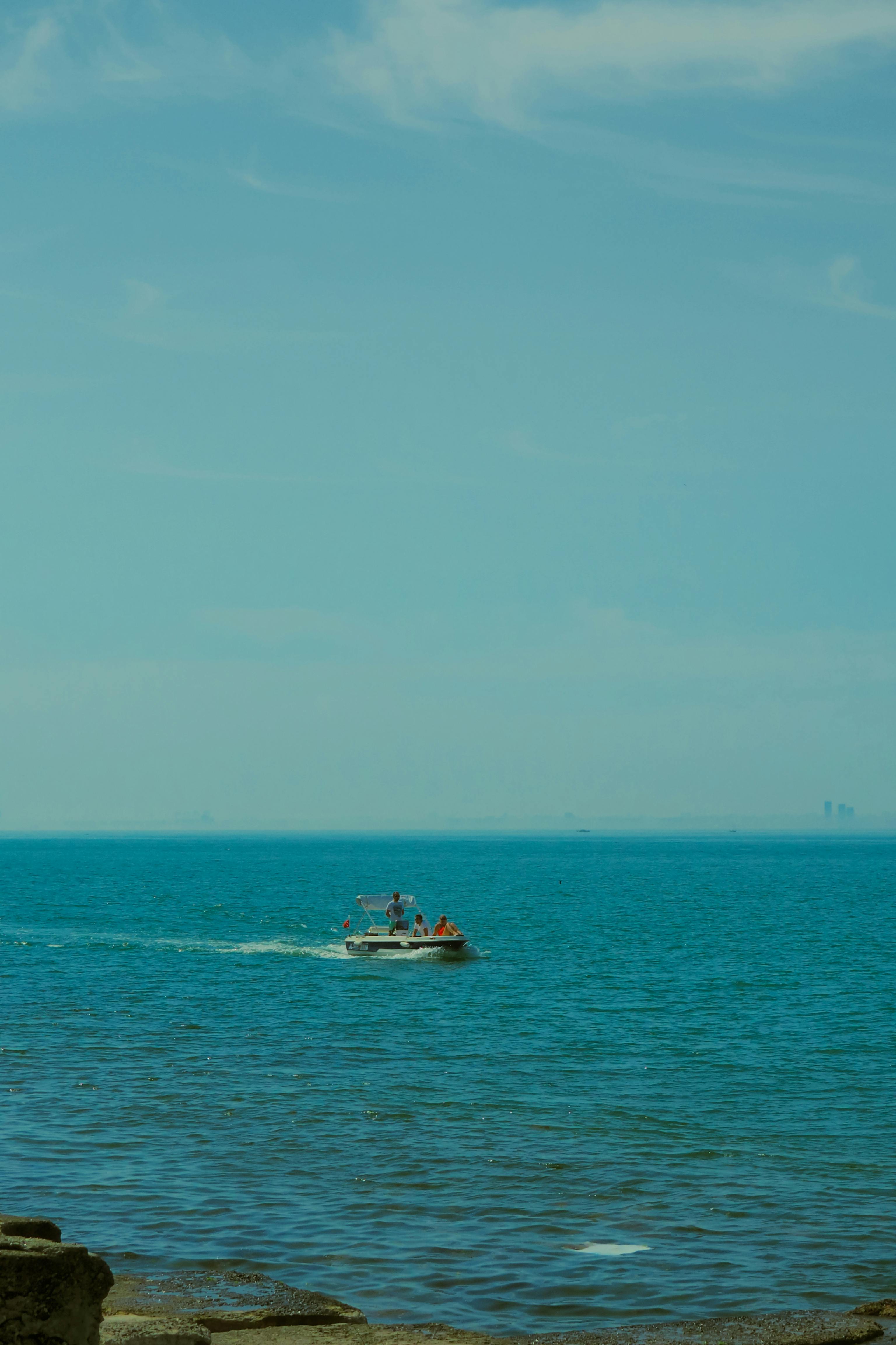Motor Boat on Sea · Free Stock Photo