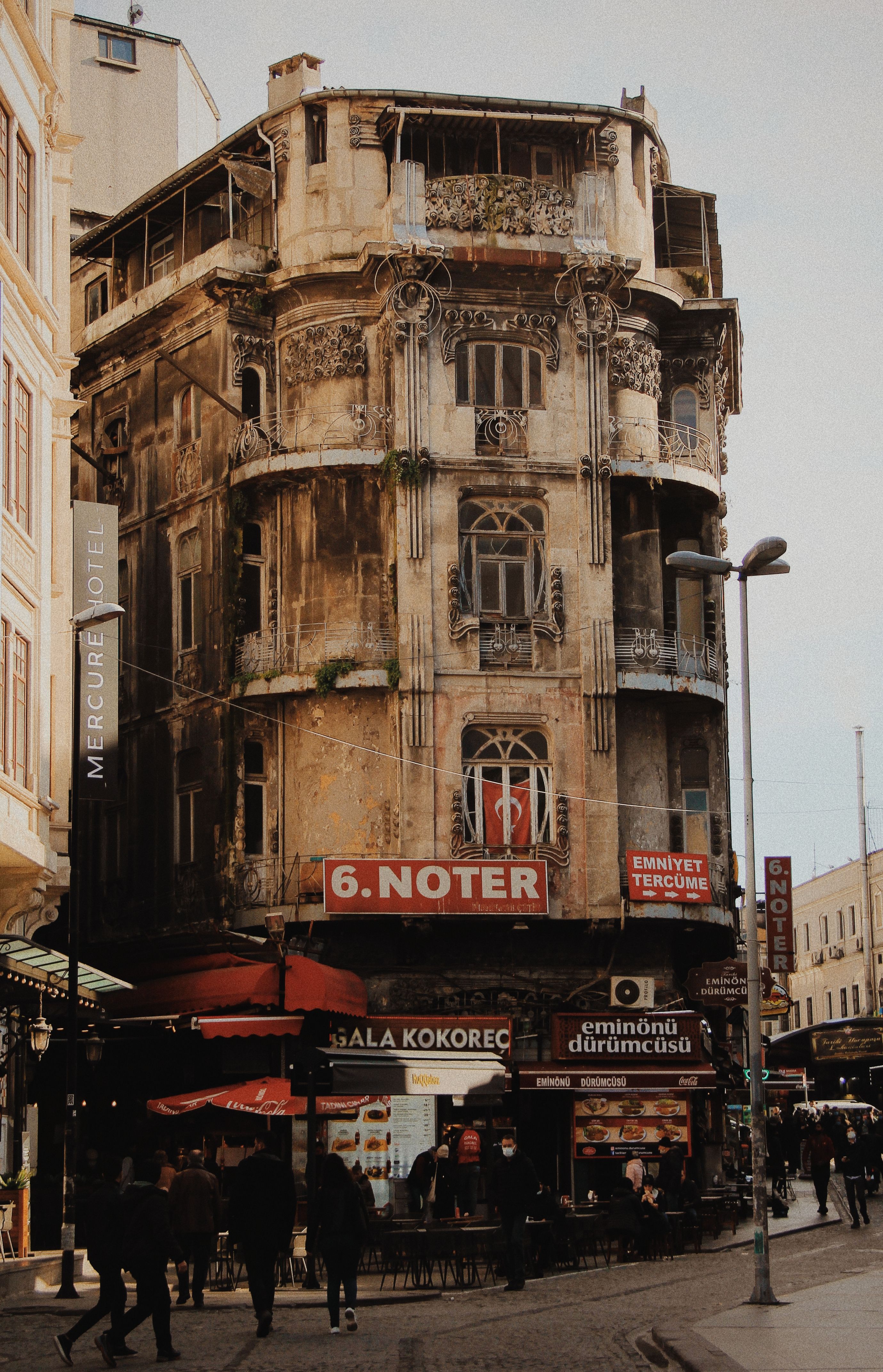 Photo of an Old Building · Free Stock Photo