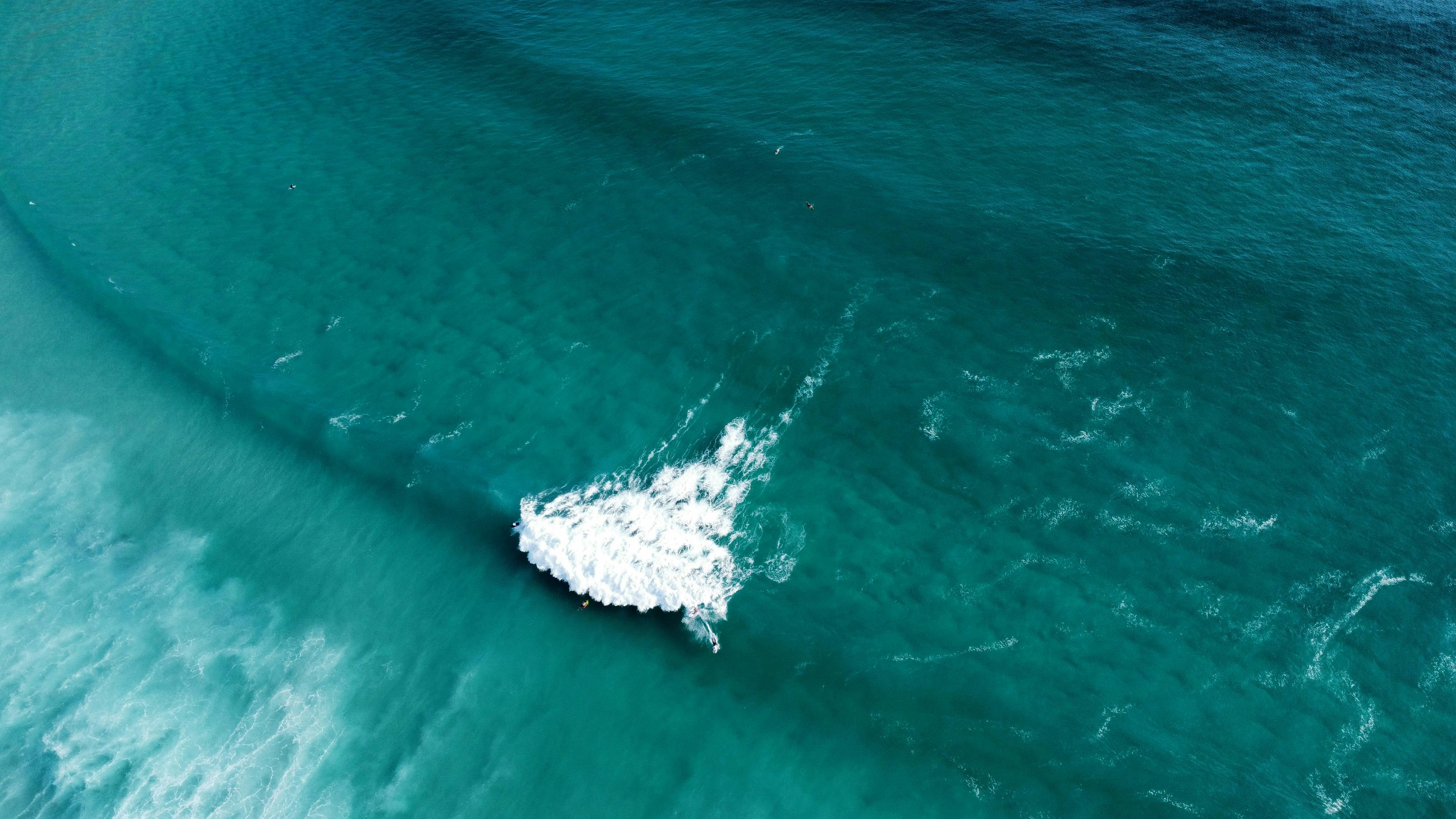 Aerial Shot of Boat on Sea · Free Stock Photo