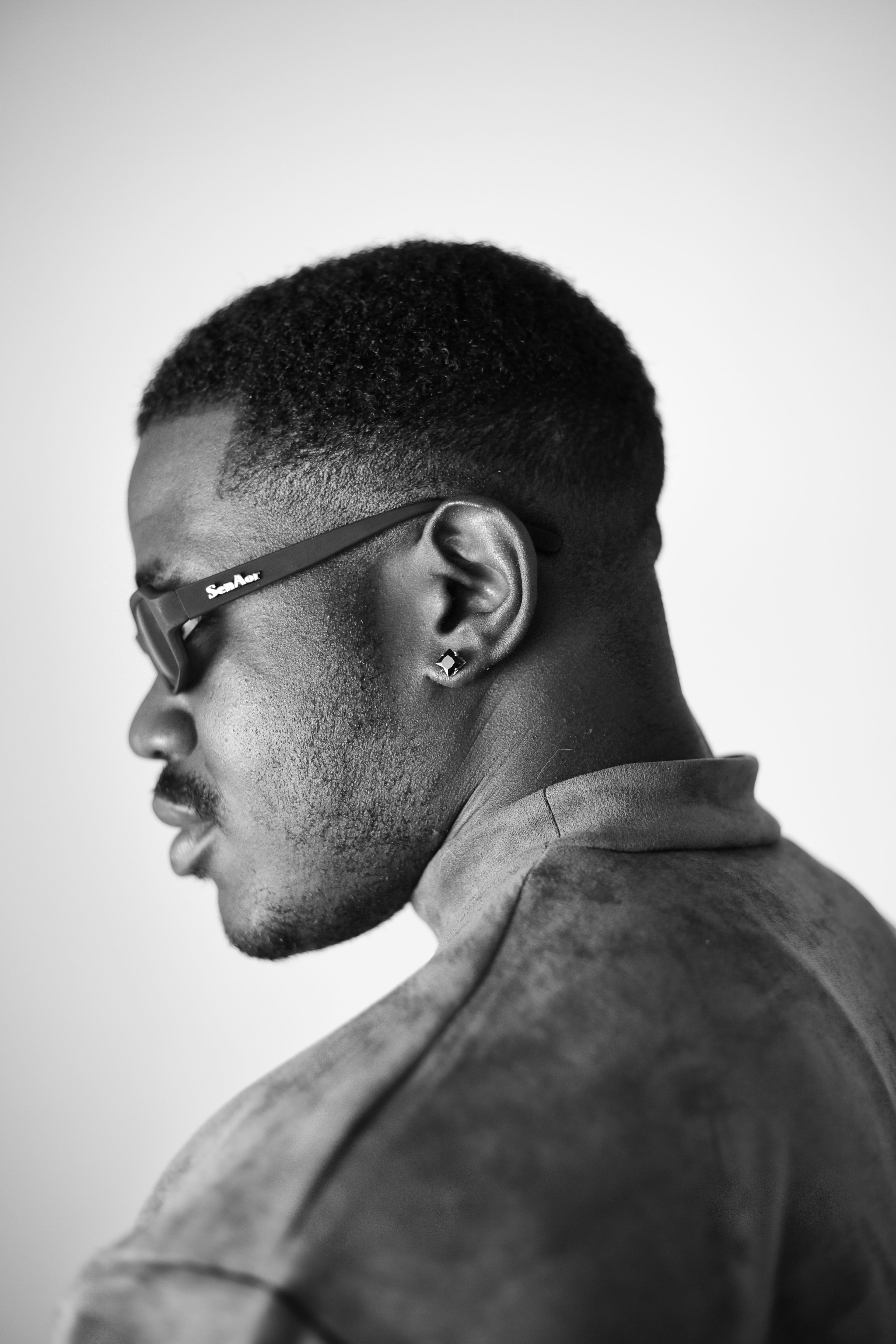 Side View of a Man's Face · Free Stock Photo