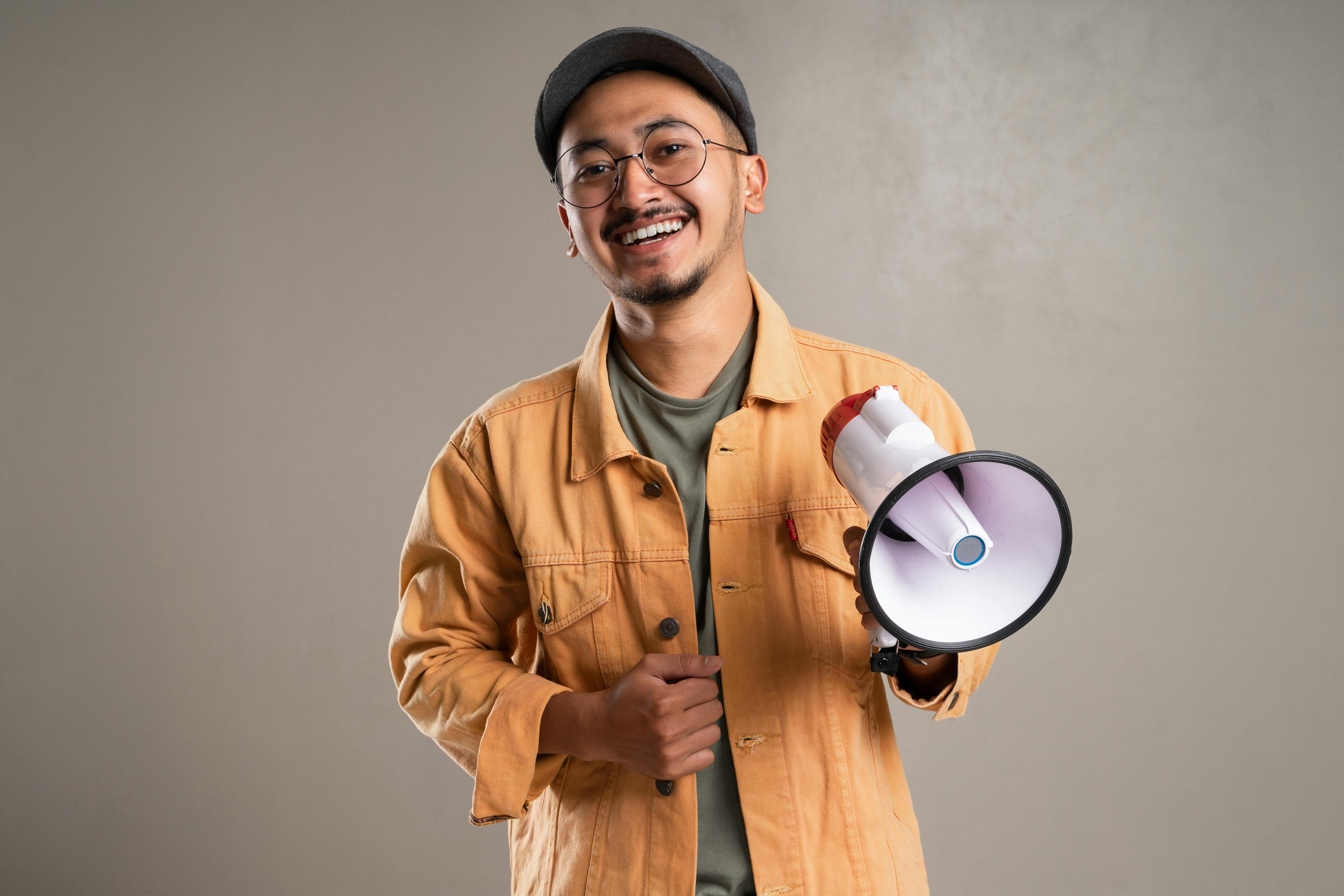 409+ Best Free Megaphone Stock Photos & Images · 100% Royalty-Free HD ...