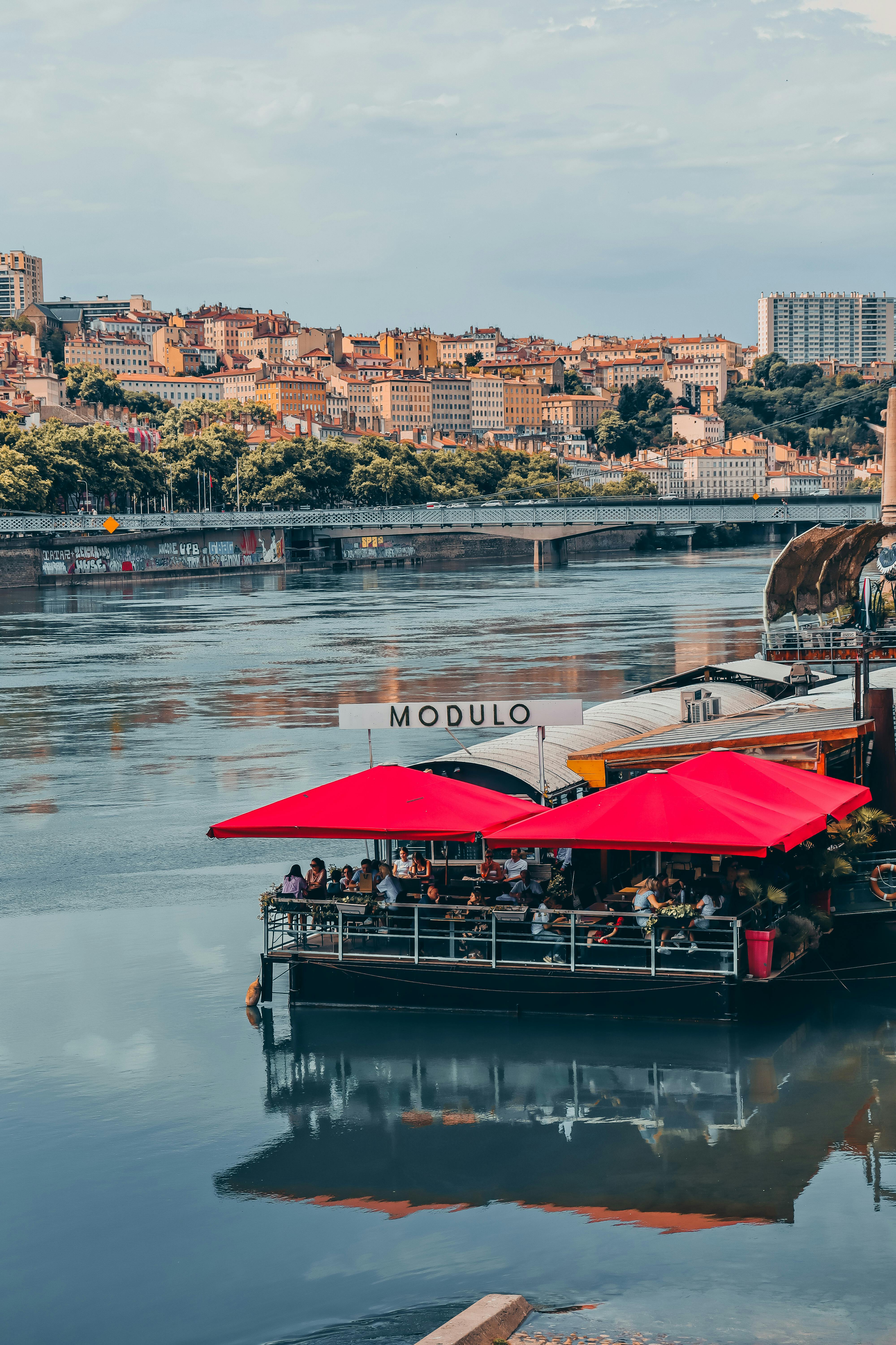 Riverfront Cafe Photos, Download The BEST Free Riverfront Cafe Stock ...