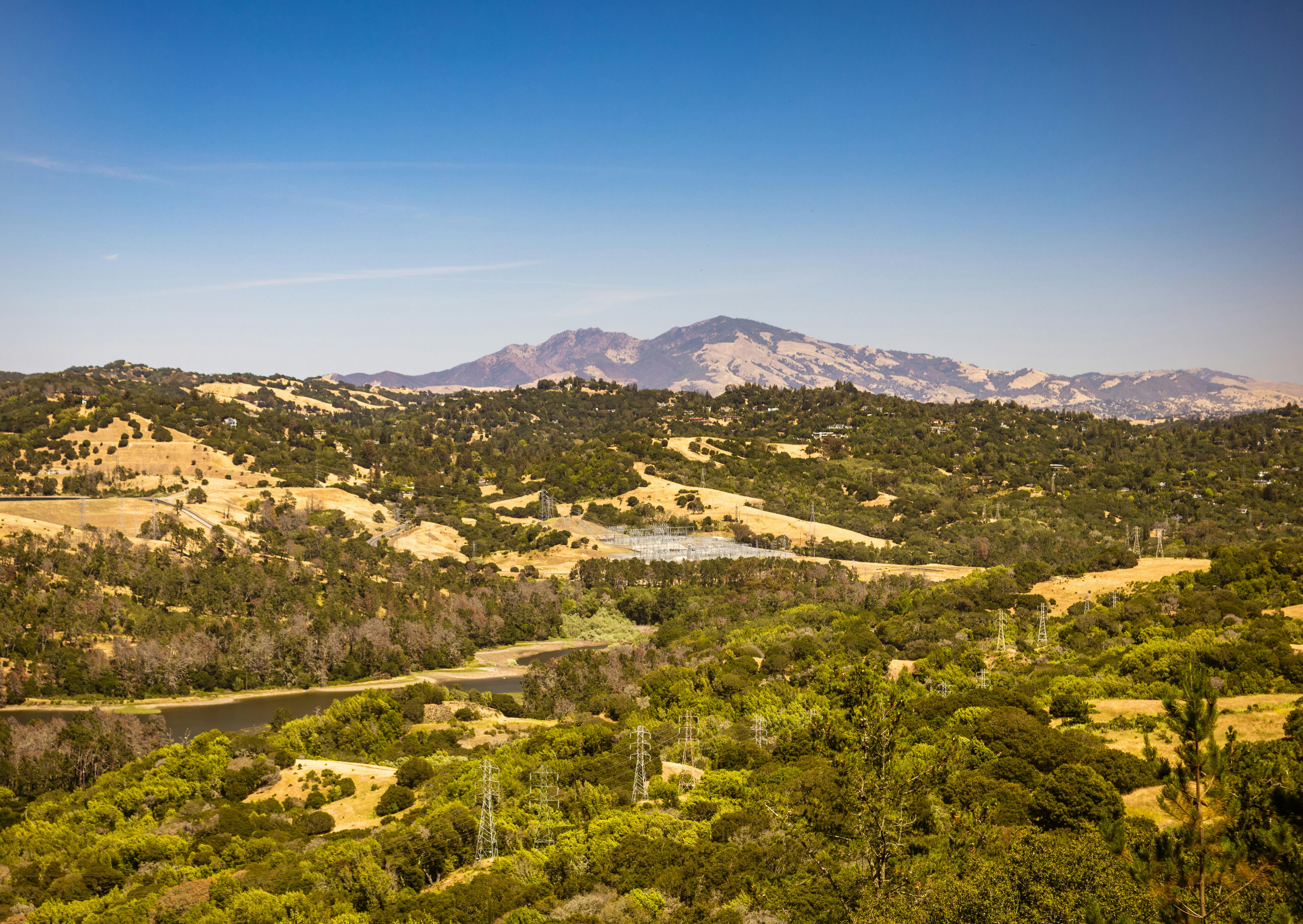 Scenic View of Hills · Free Stock Photo
