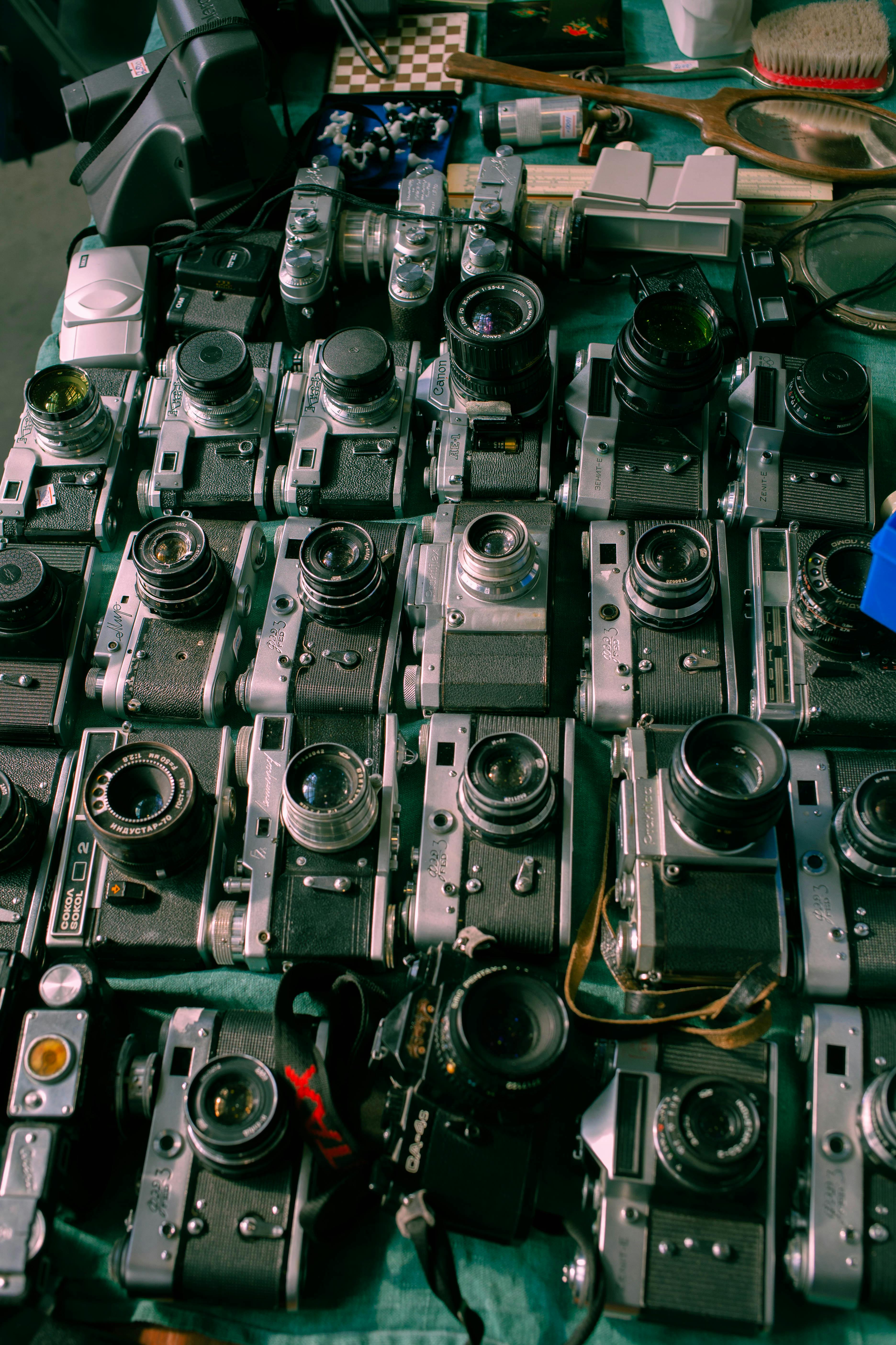 Black Film Camera · Free Stock Photo