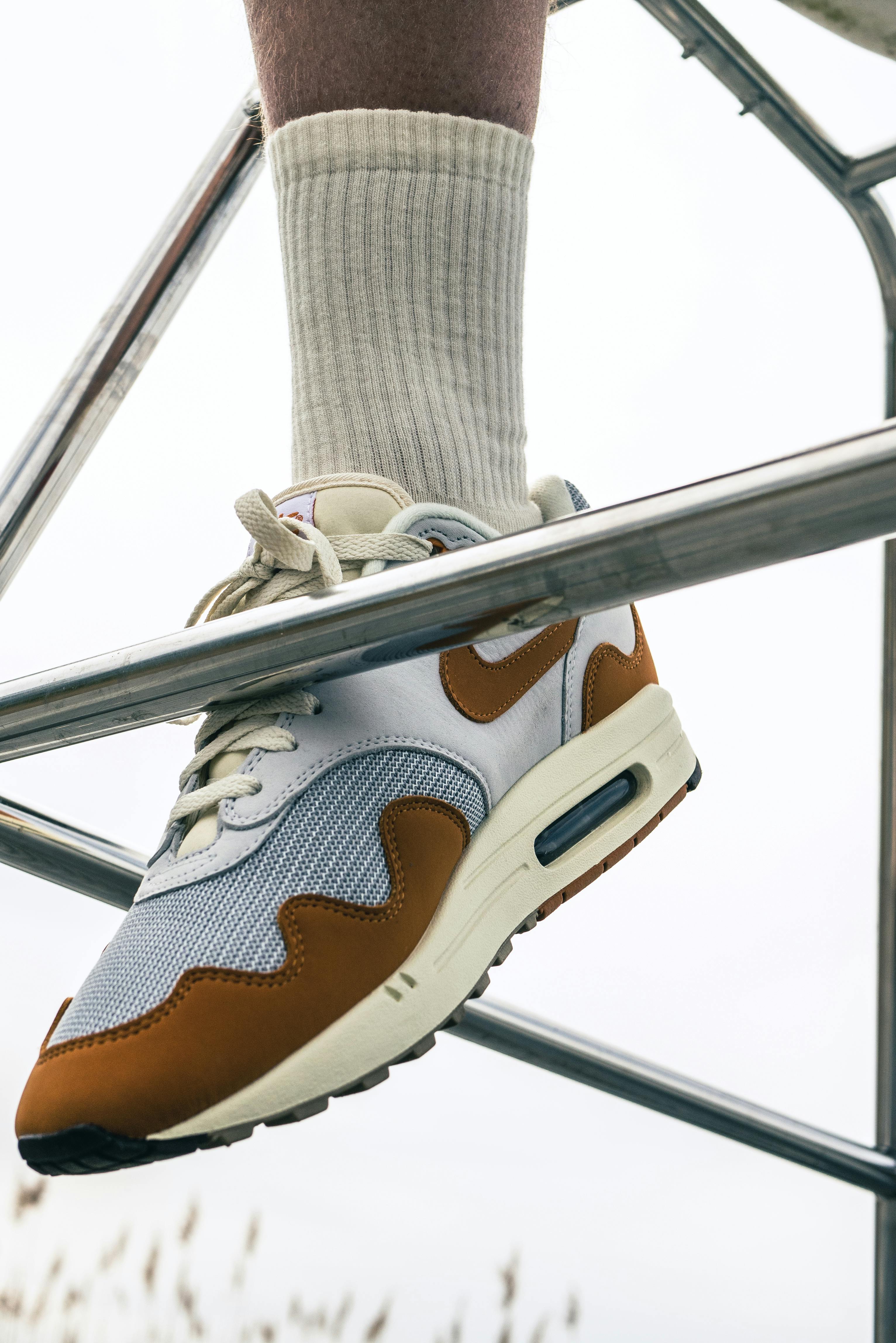 Angle Nike Shoes Photos, Download The BEST Free Angle Nike Shoes Stock ...