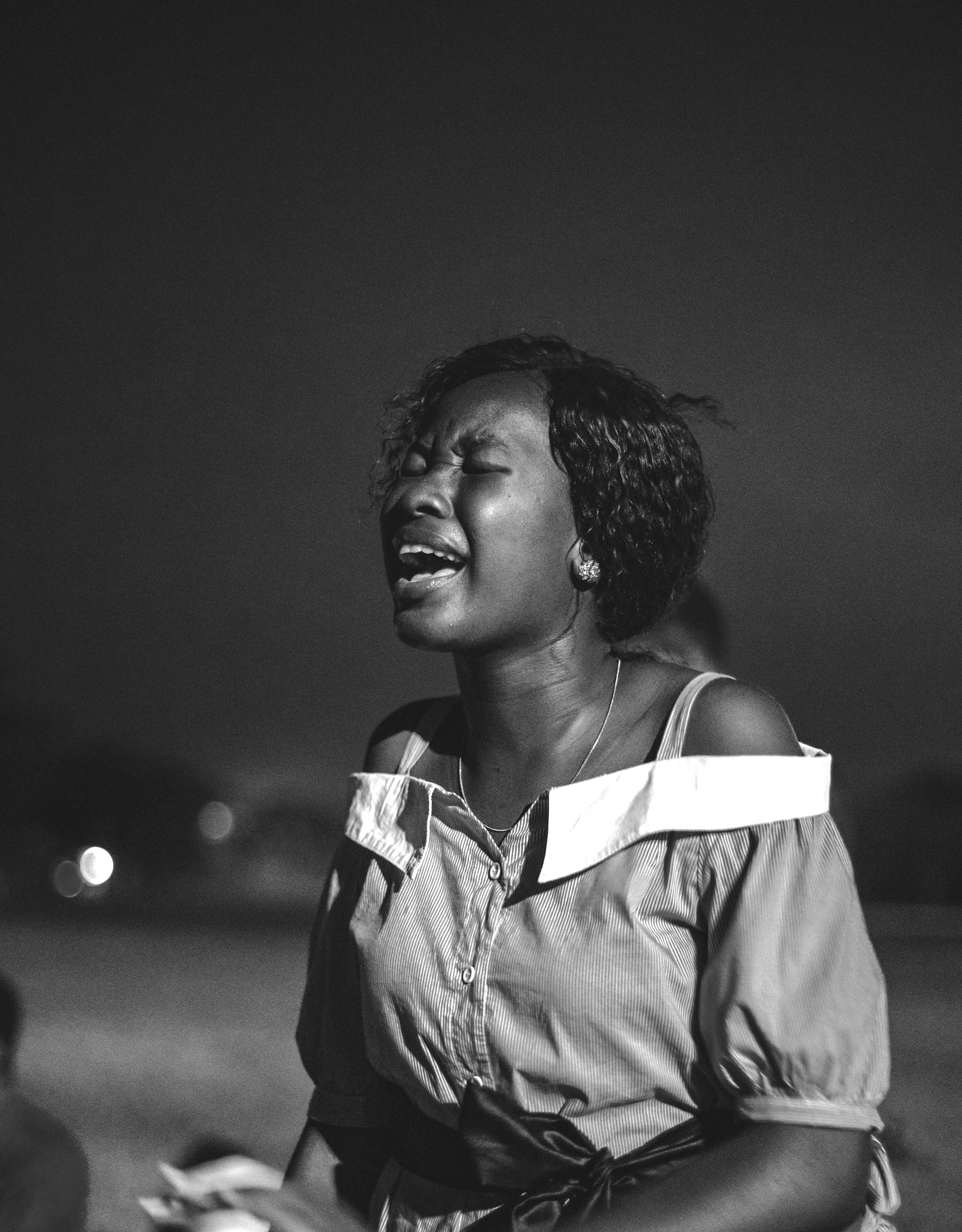 Grayscale Photo of a Woman Crying · Free Stock Photo
