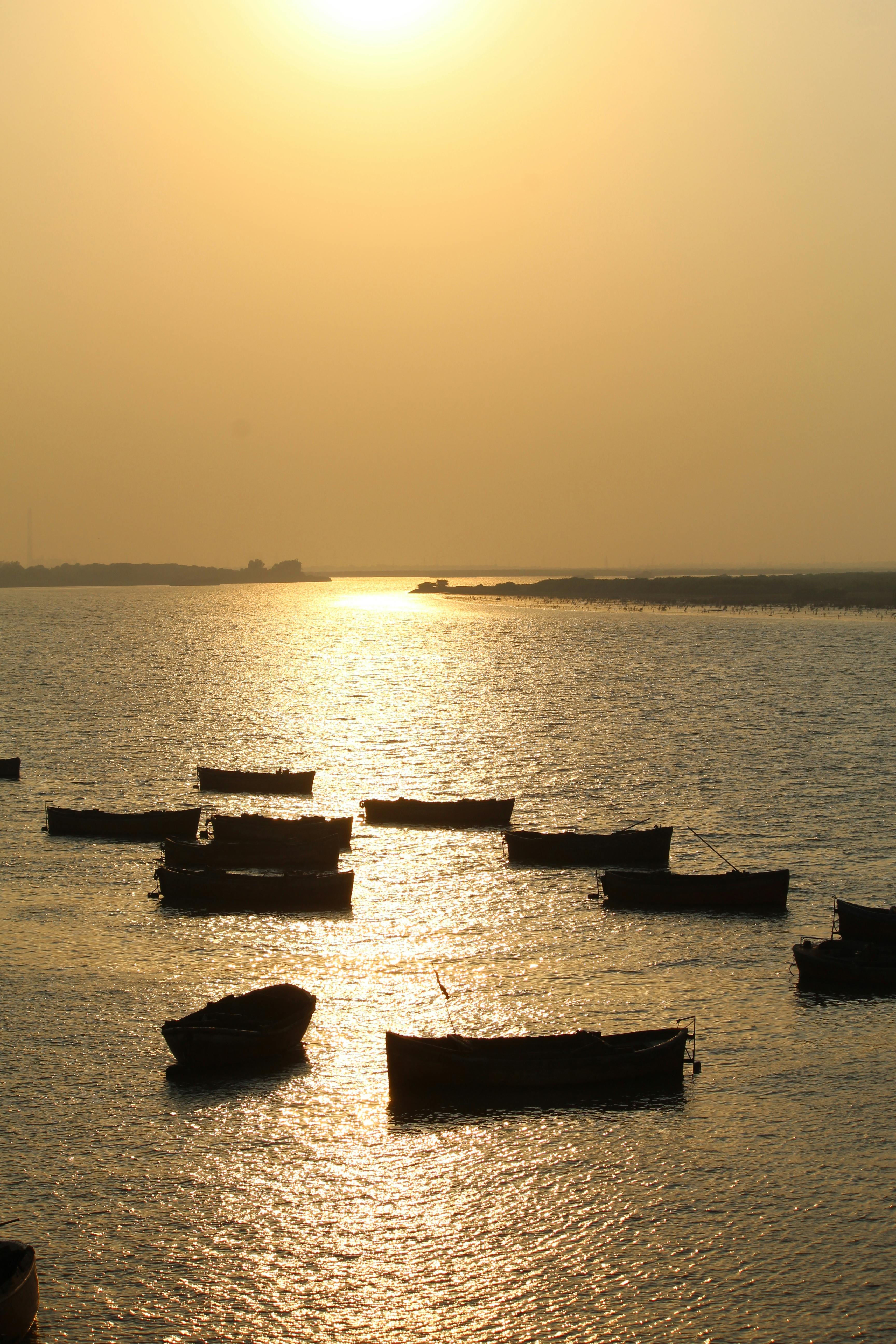 Boats Background Photos, Download The BEST Free Boats Background Stock ...