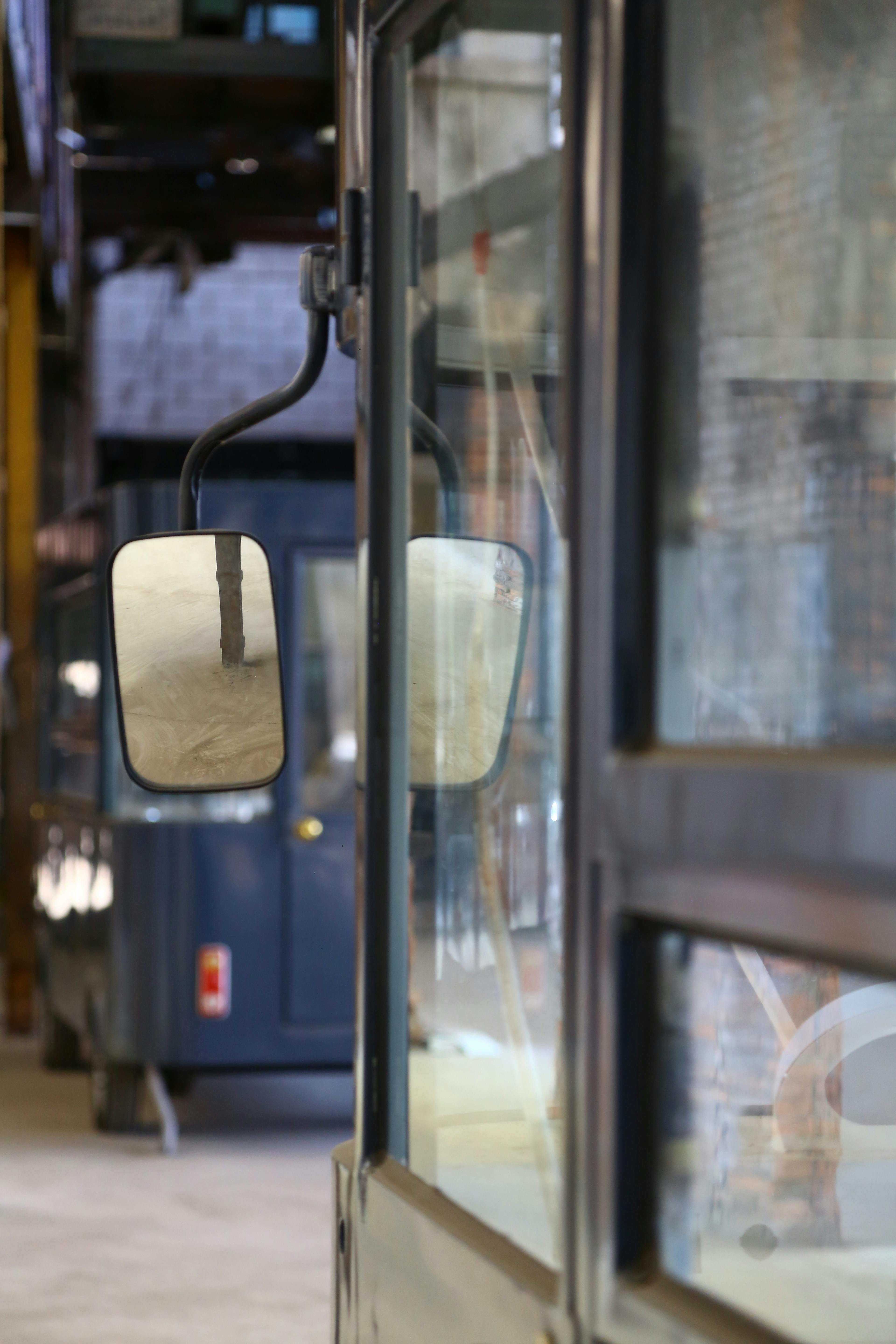 Bus Mirrors Photos, Download The BEST Free Bus Mirrors Stock Photos ...