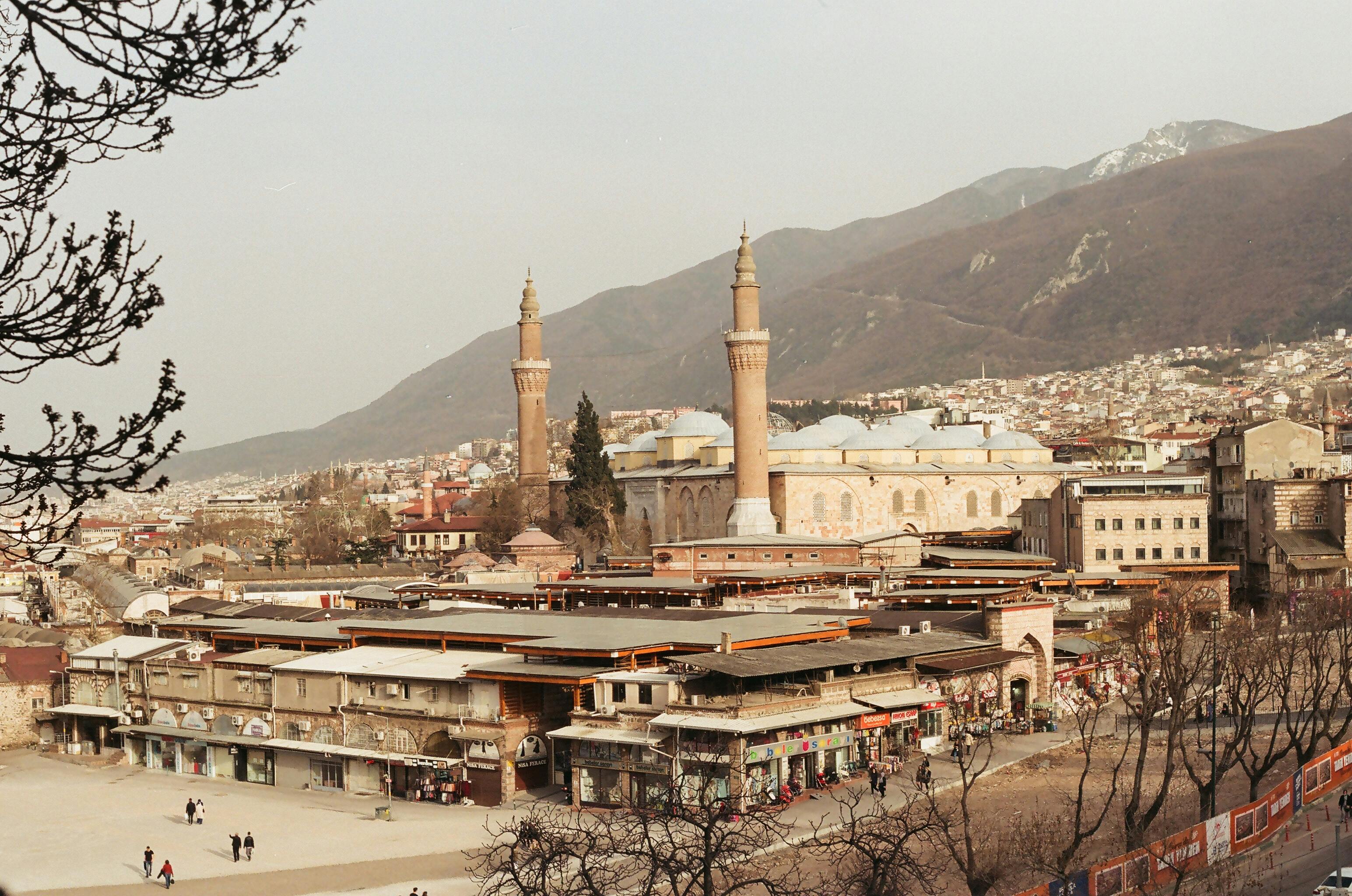 Cityscape of Bursa with Grand Mosque · Free Stock Photo