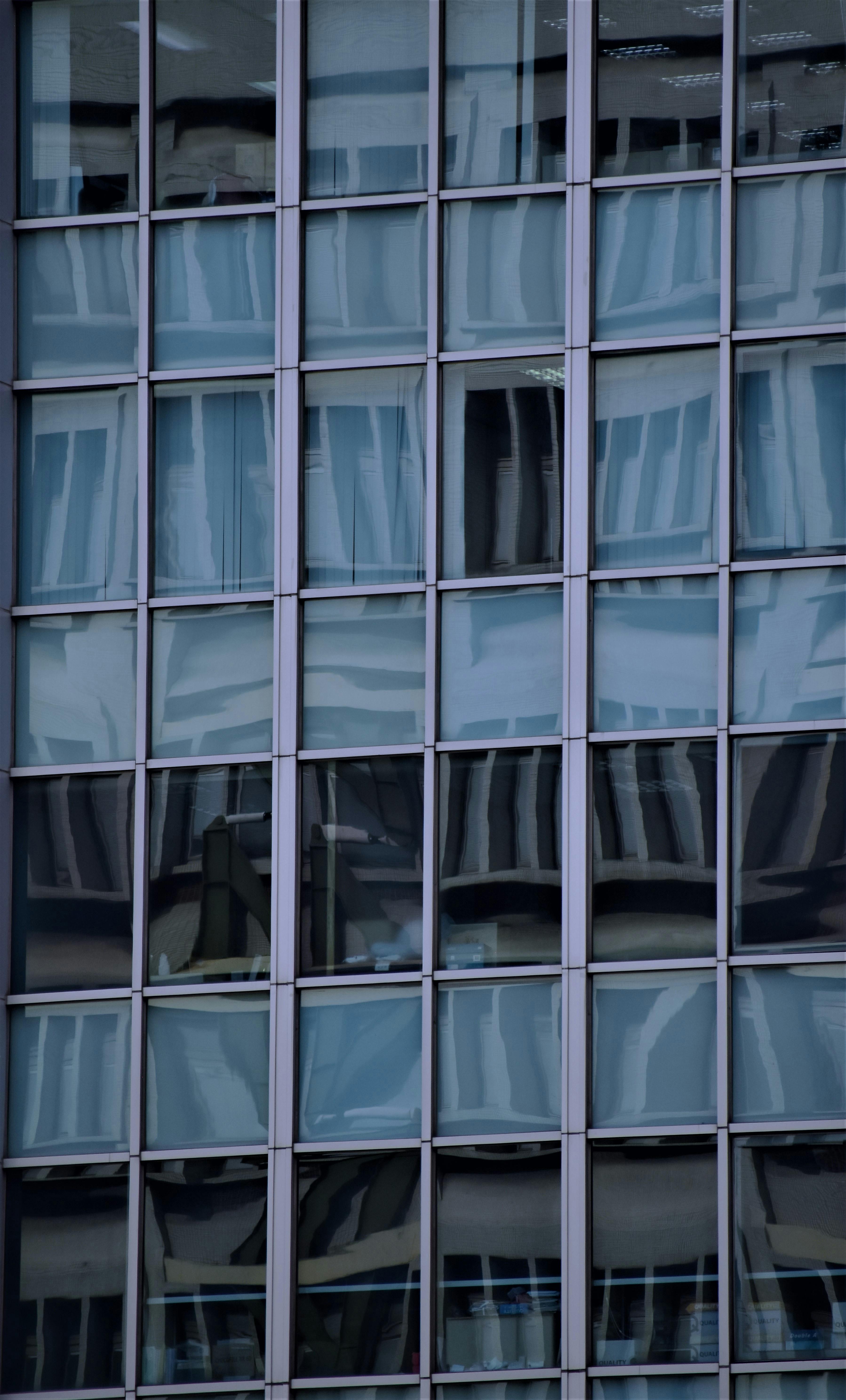 Exterior of a Government Building · Free Stock Photo
