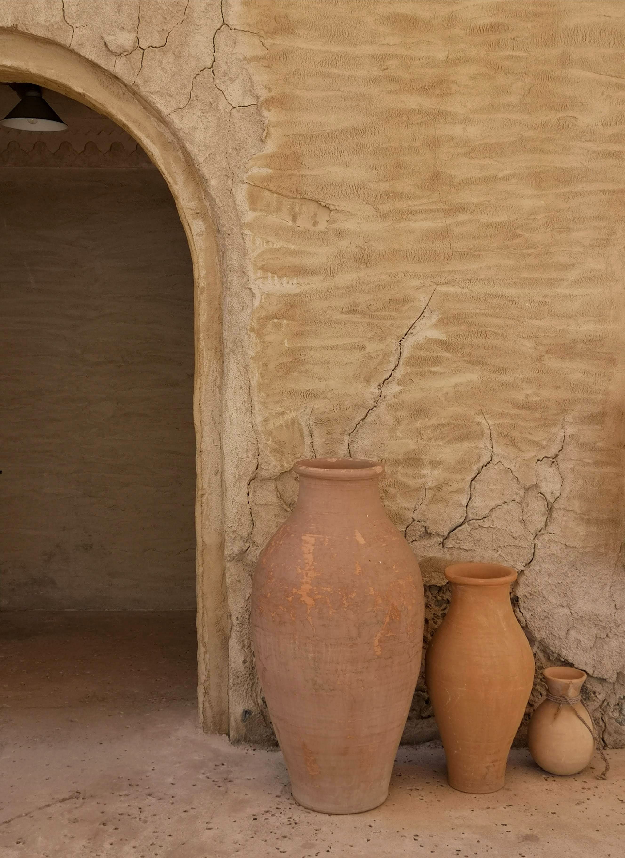 Brown Clay Pots · Free Stock Photo