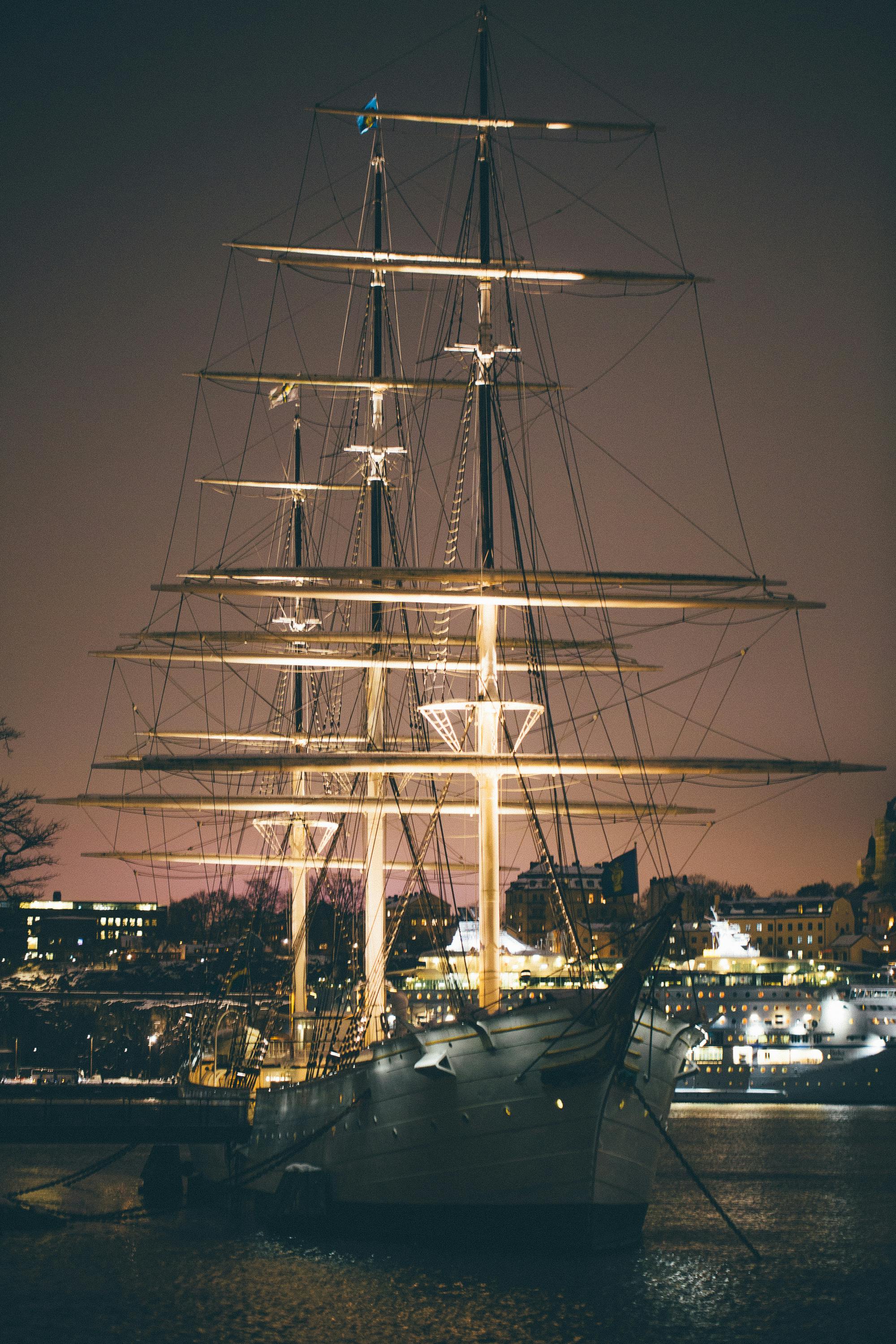 Sailboat Night Photos, Download The BEST Free Sailboat Night Stock ...