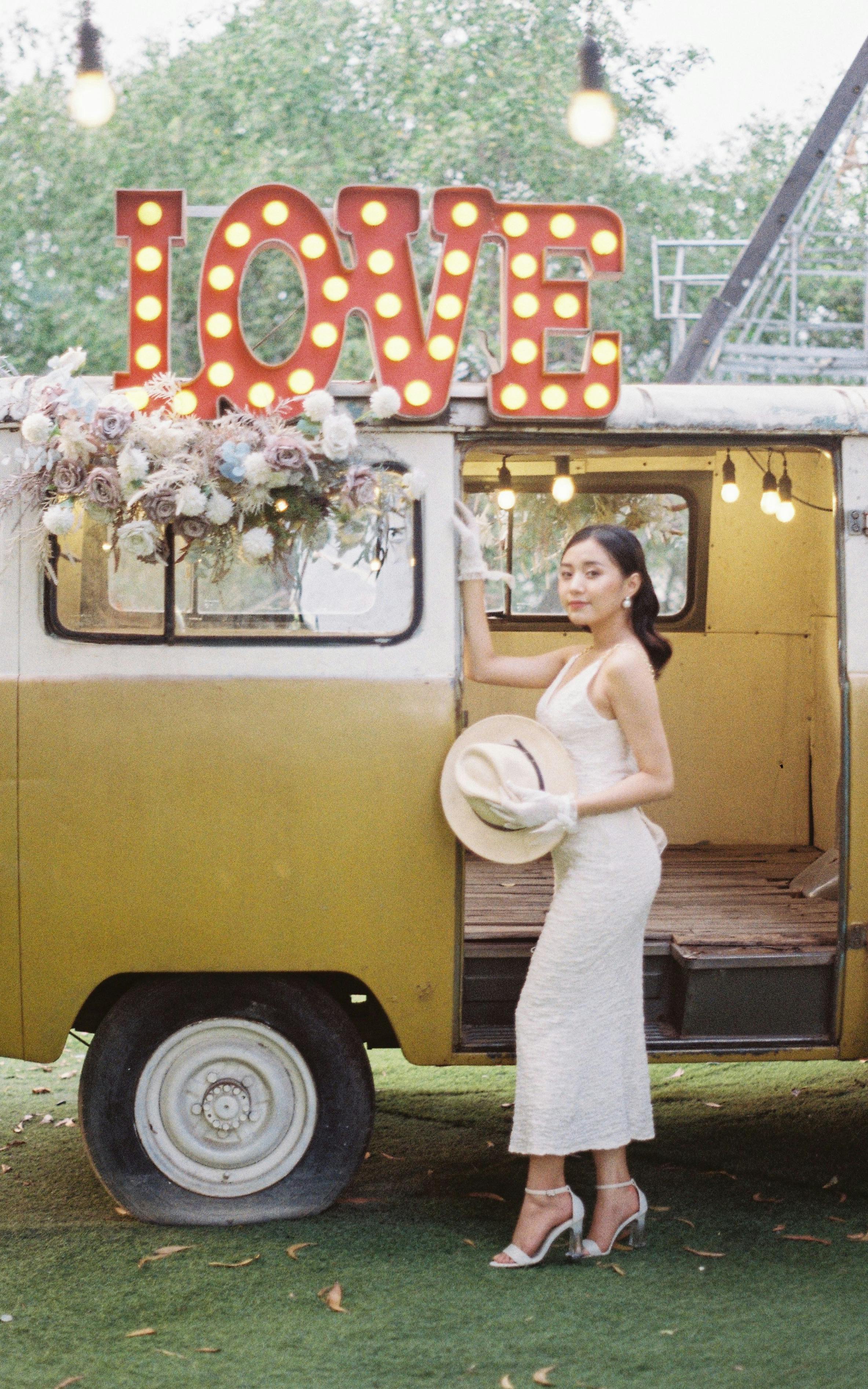 Retro Van Photos, Download The BEST Free Retro Van Stock Photos & HD Images