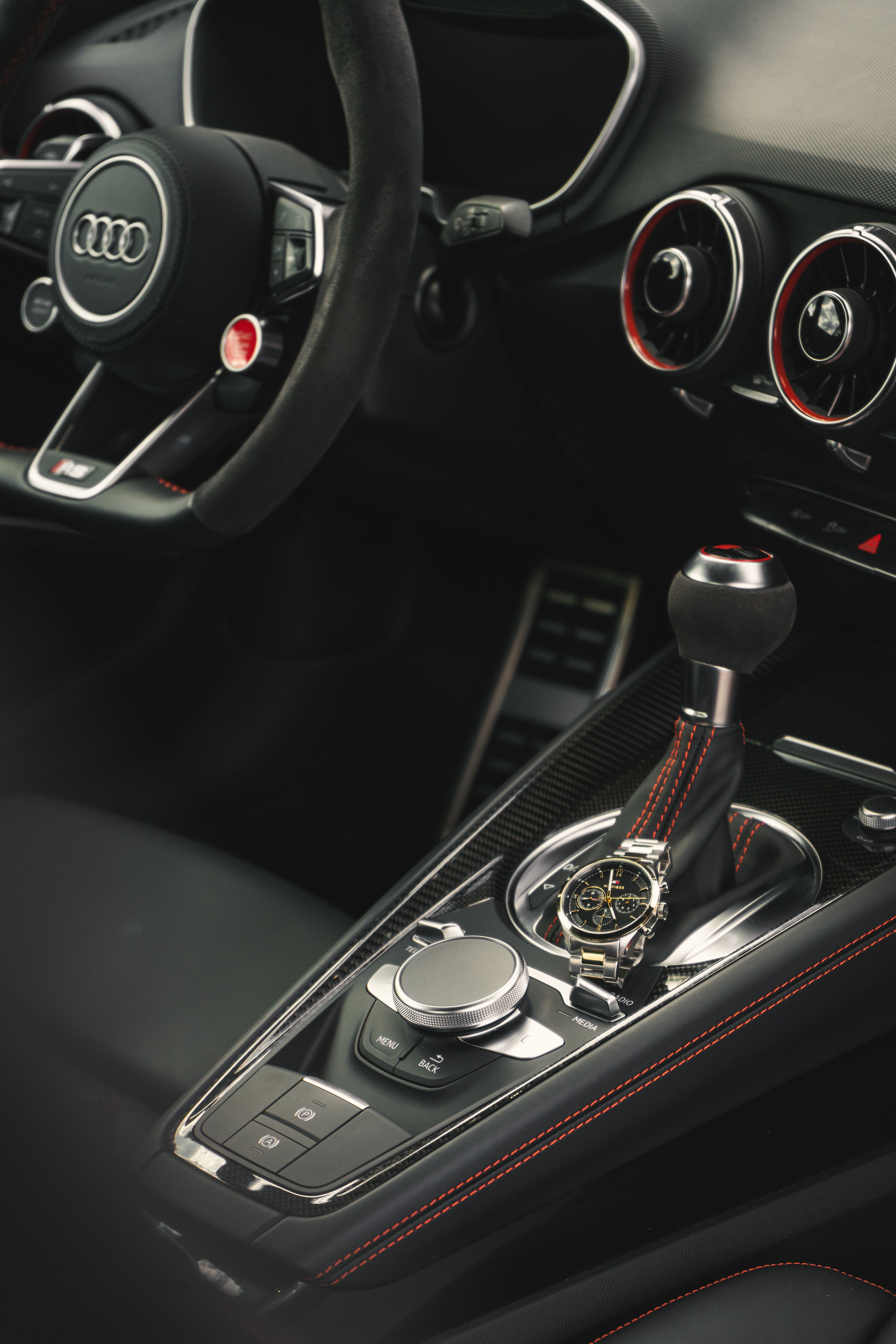 Dashboard in Audi Car · Free Stock Photo
