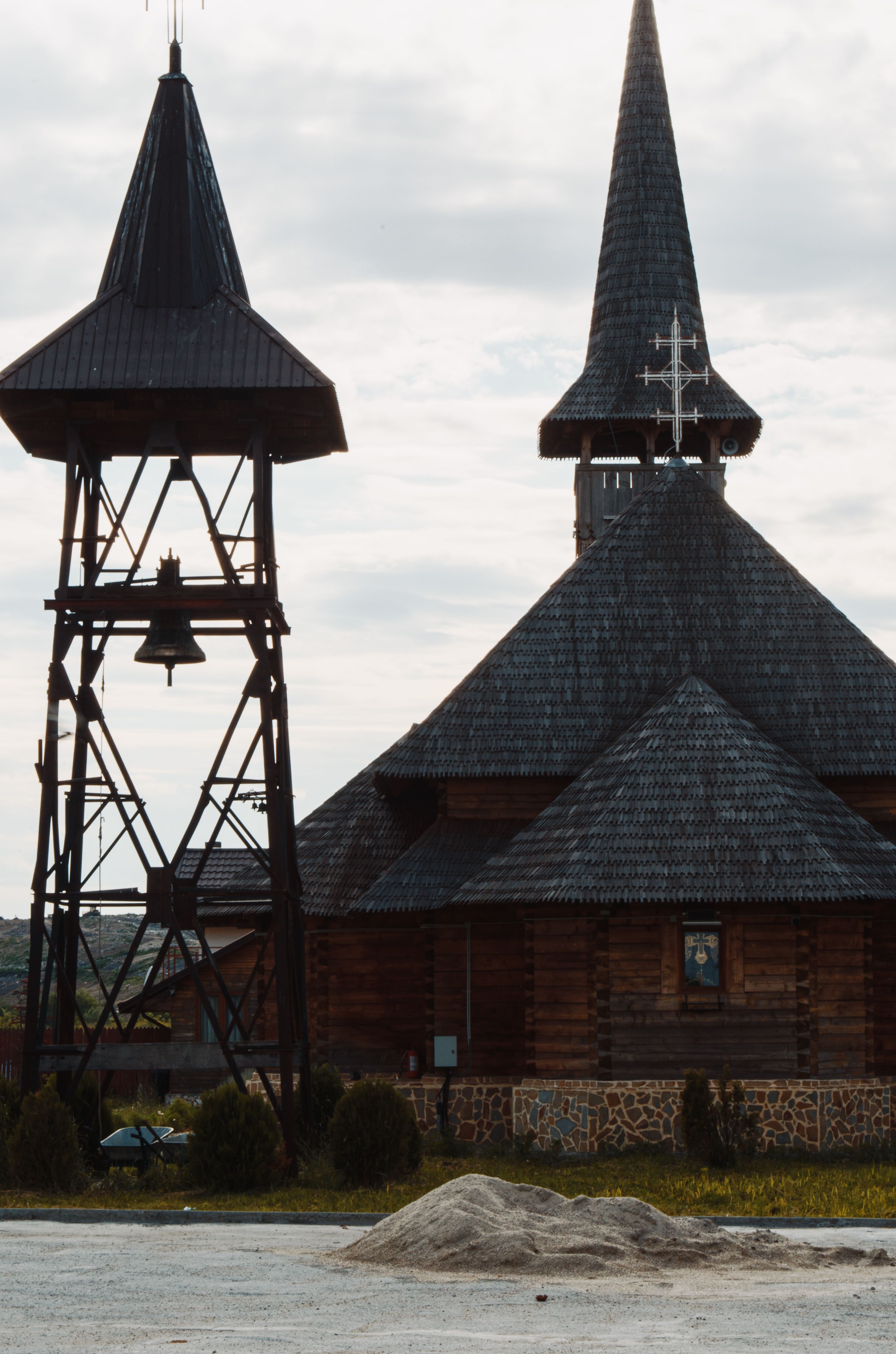 Contemporary Church Building · Free Stock Photo