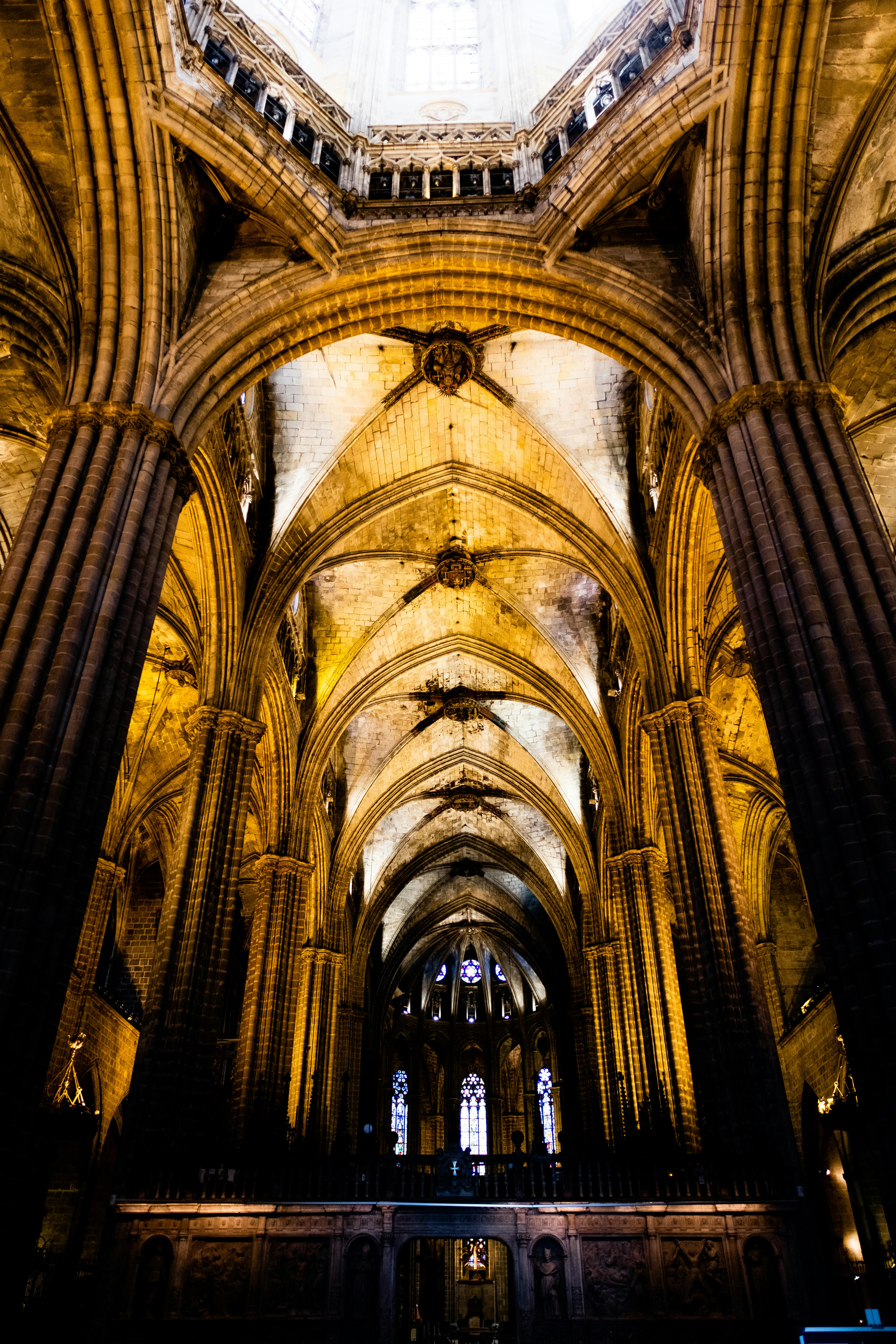 Brown and Beige Church Interior · Free Stock Photo