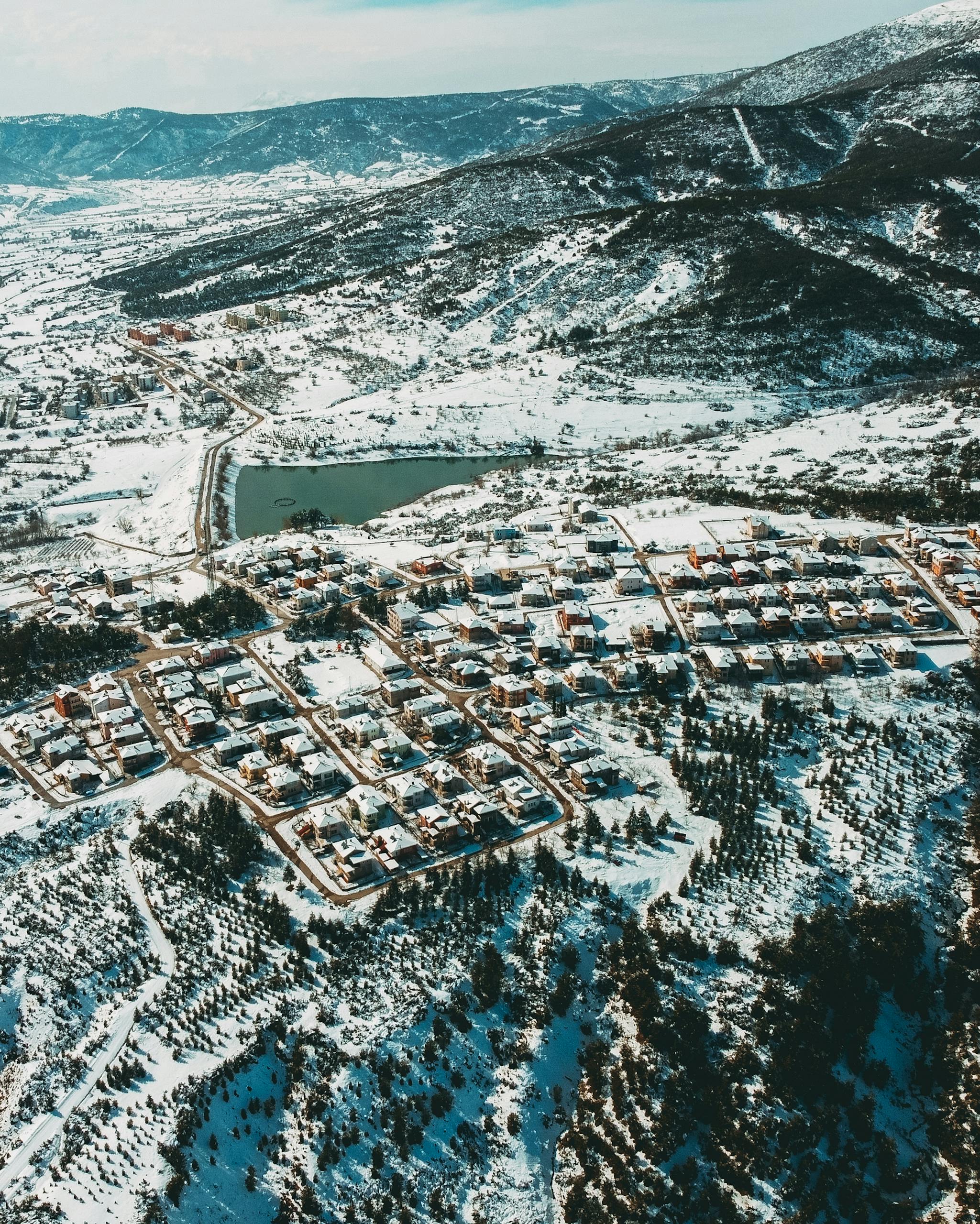 Aerial Photography of a Snow Covered Town · Free Stock Photo