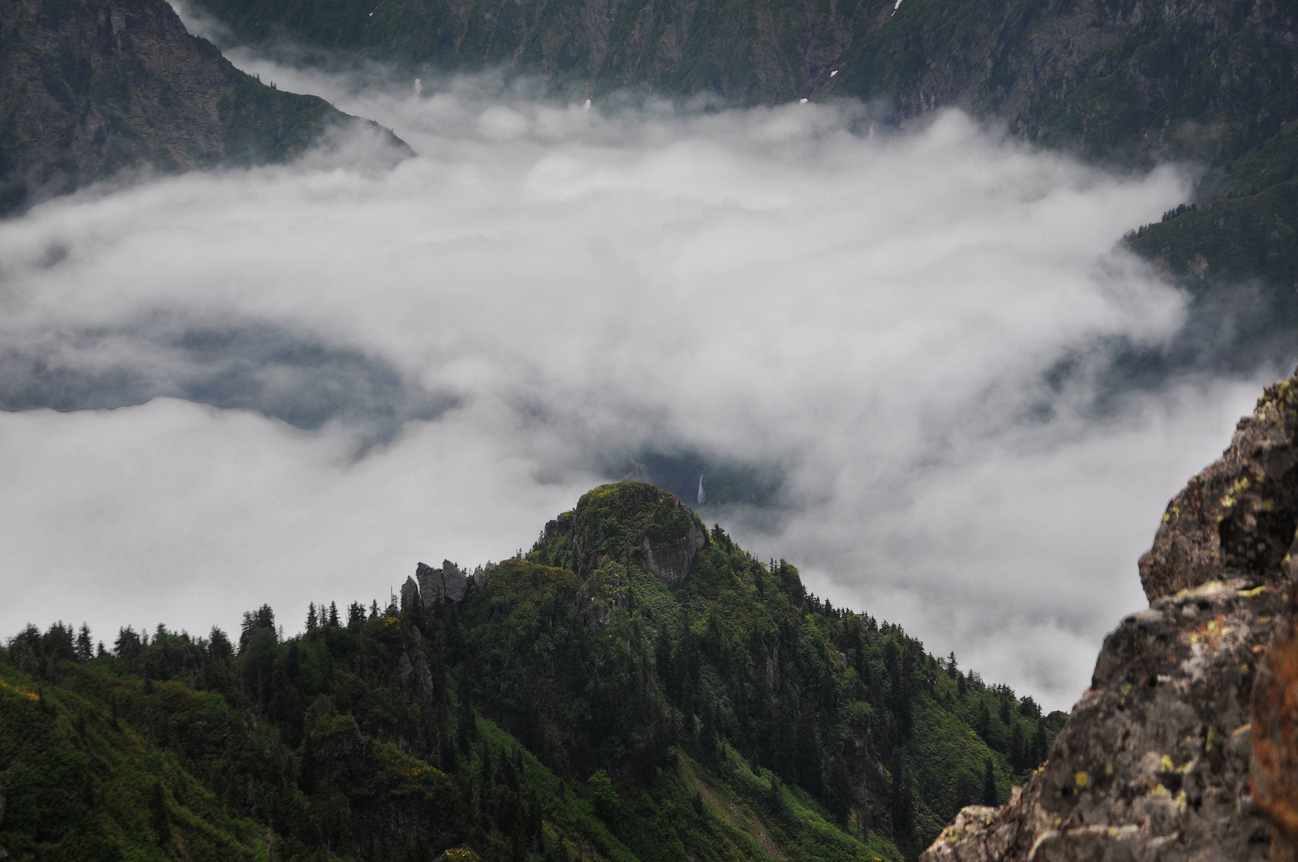 Clouds over Valley · Free Stock Photo